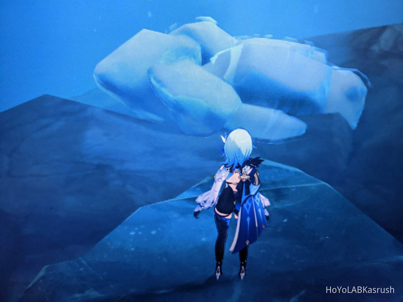 How to break this ice along the beach side of Dragonspine Genshin ...