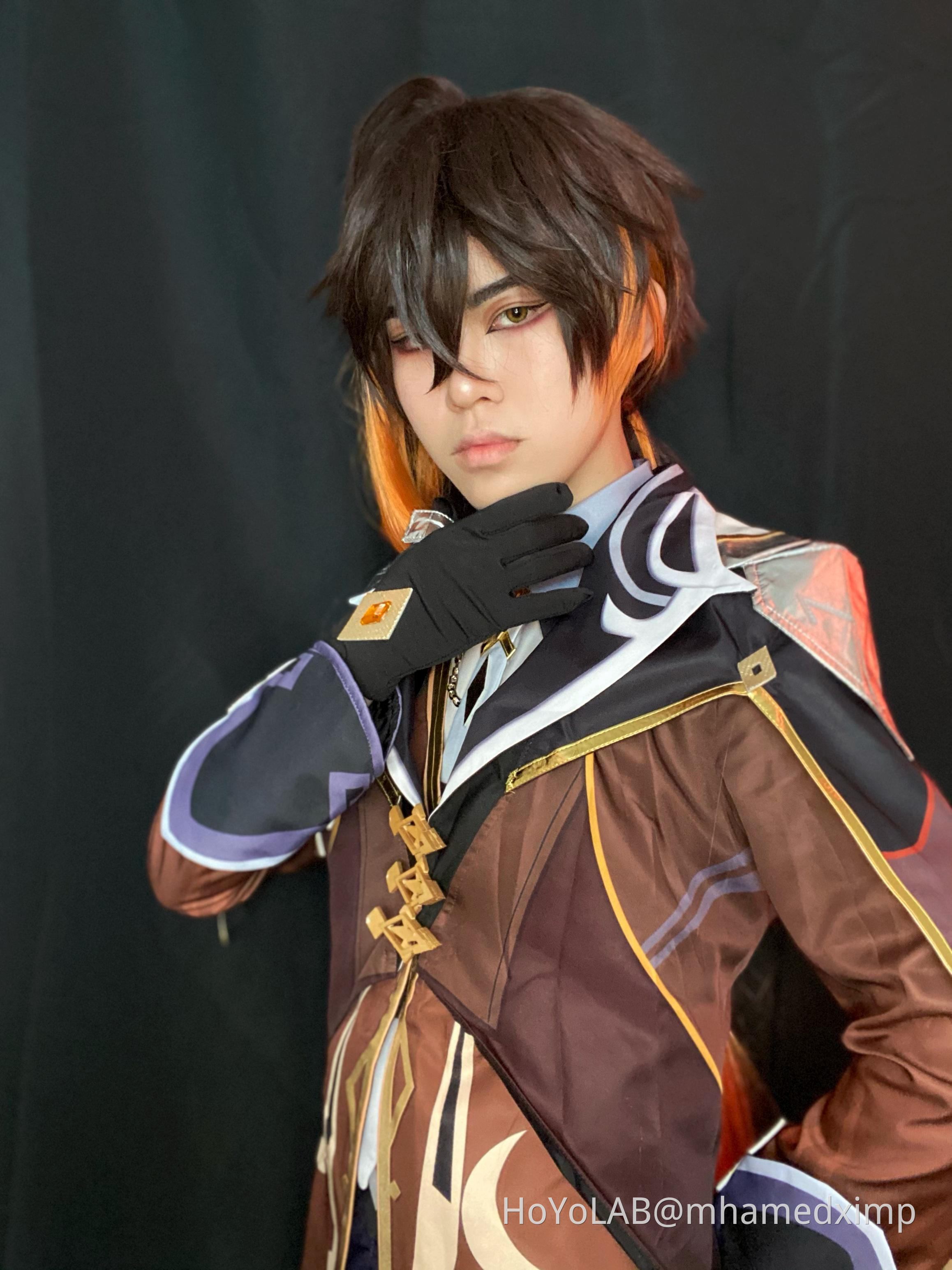 ZhonGli Cosplay Tears of Themis | HoYoLAB