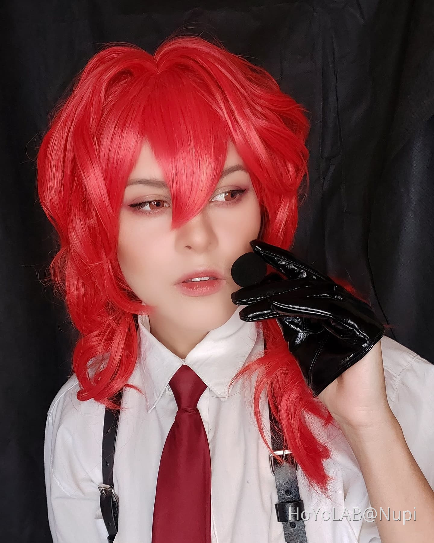Diluc Cosplay Genshin Impact | HoYoLAB