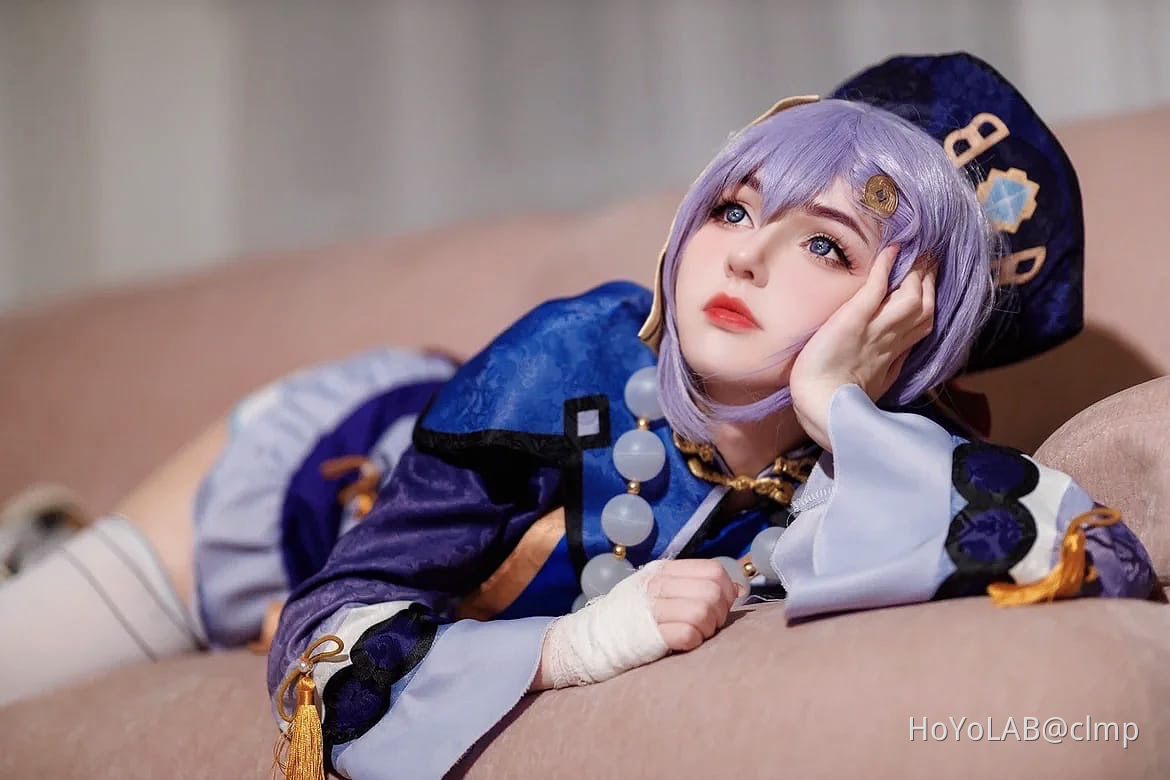 QiQi cosplay ♡ | Genshin Impact | HoYoLAB