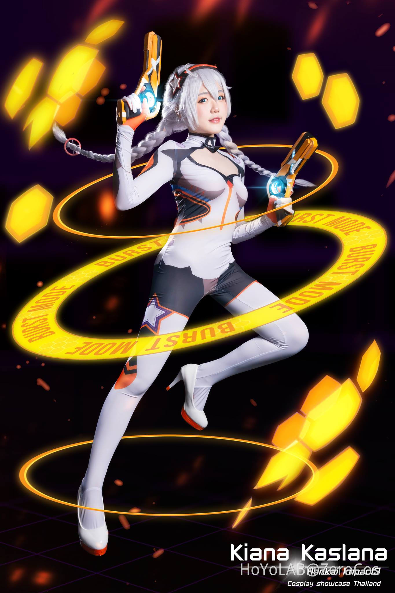 Kiana White Comet Cosplay | Honkai Impact 3rd | HoYoLAB