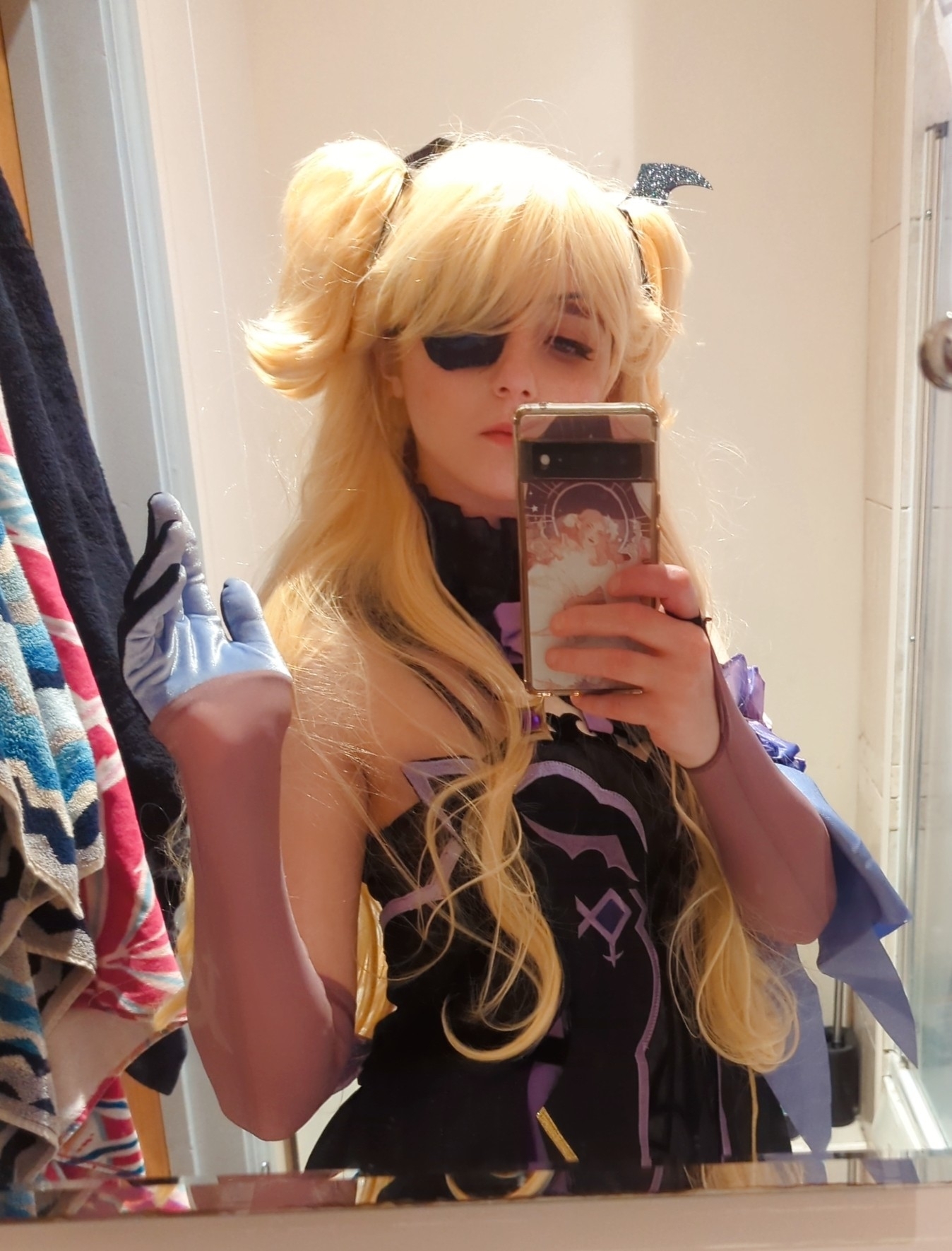 Fischl Cosplay Genshin Impact | HoYoLAB