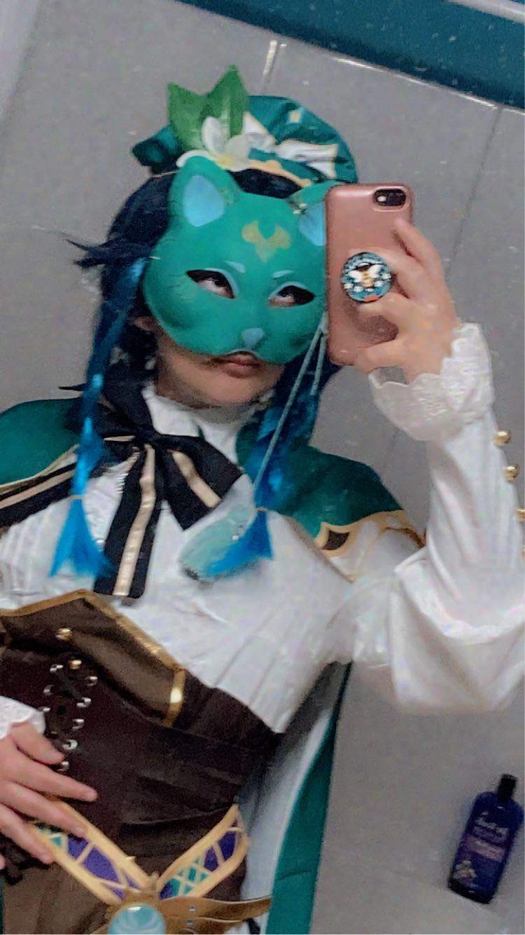 I made a mask for my Venti cosplay! | Genshin Impact | HoYoLAB