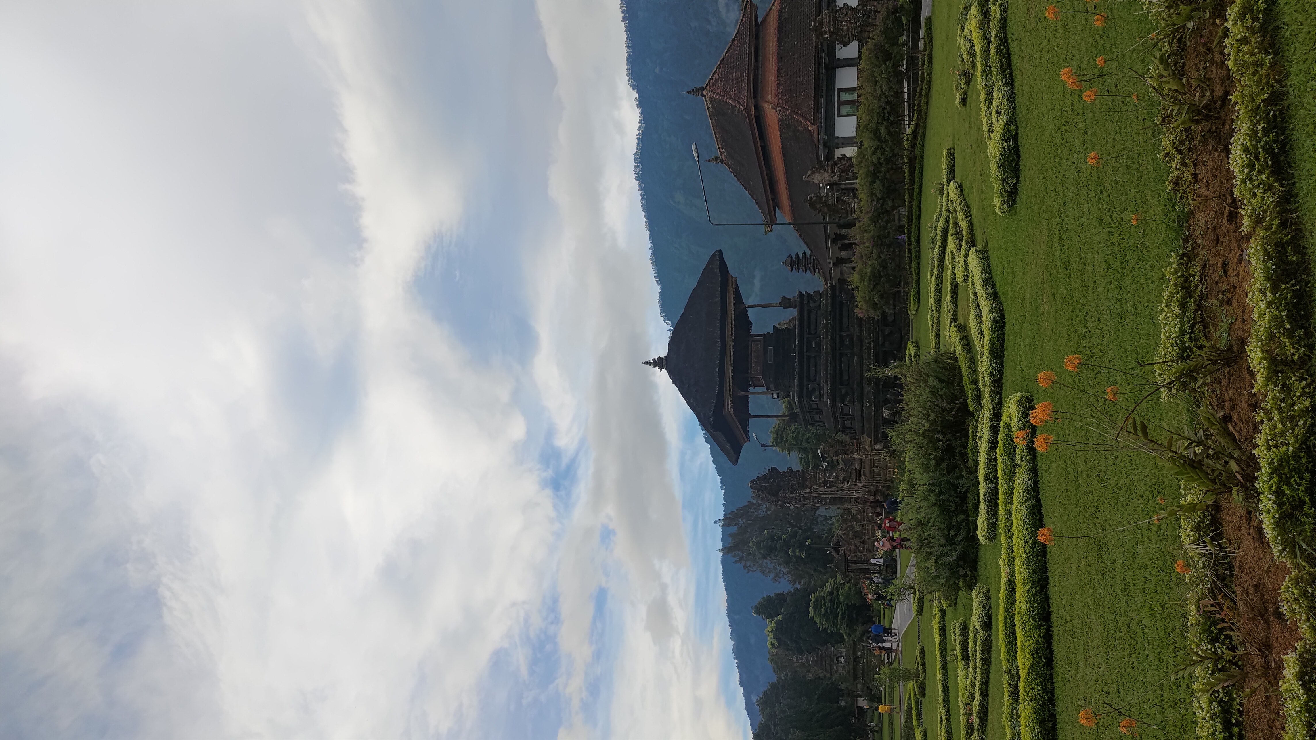 candi kuning tabanan-bali | HoYoLAB
