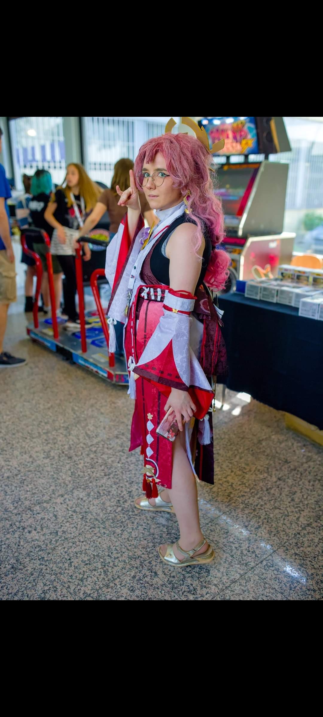 Best and only Yae cosplay picture I got from last day of Sferakon ...