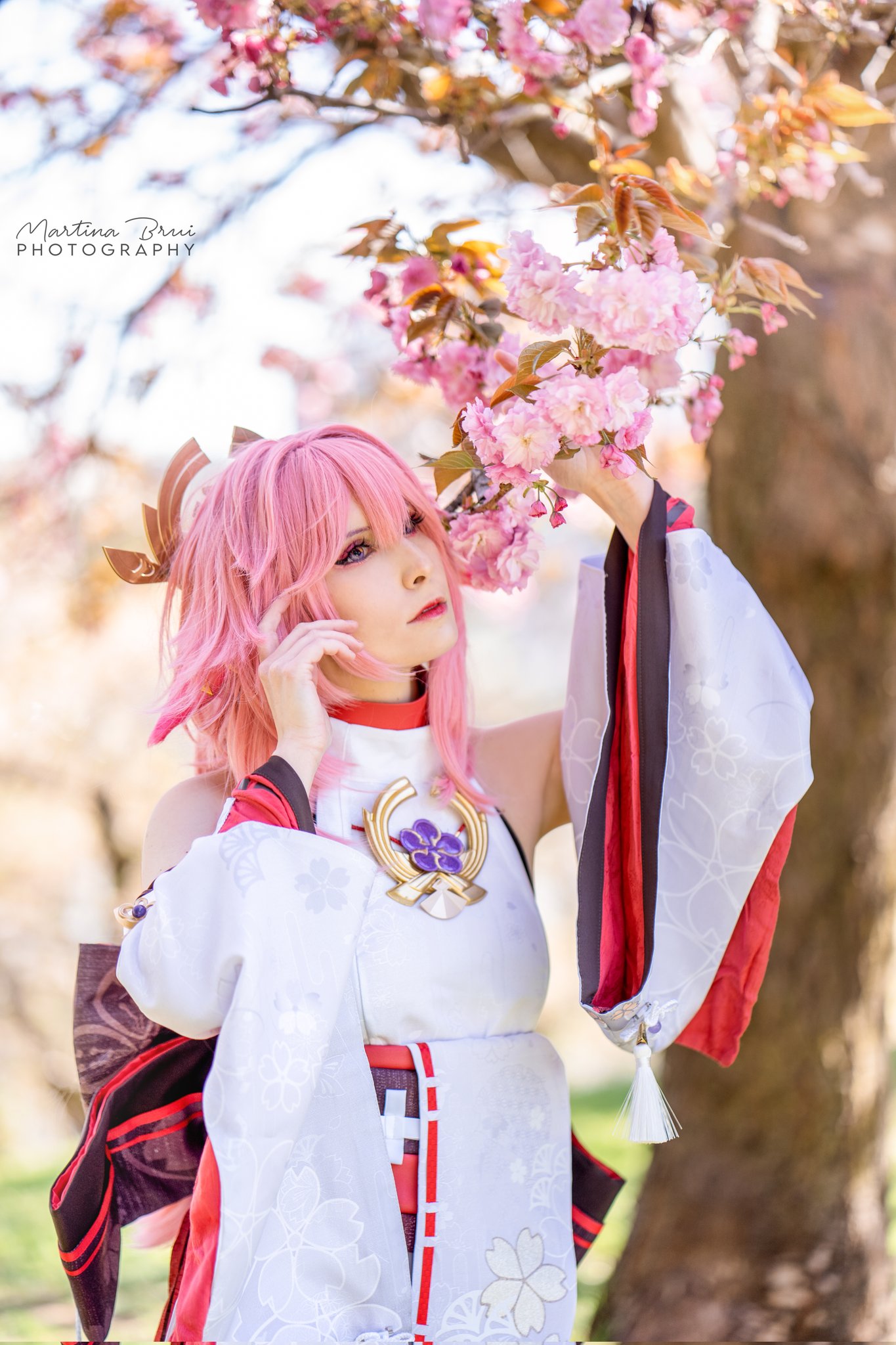 Yae Miko Cosplay 🌸 Genshin Impact | HoYoLAB
