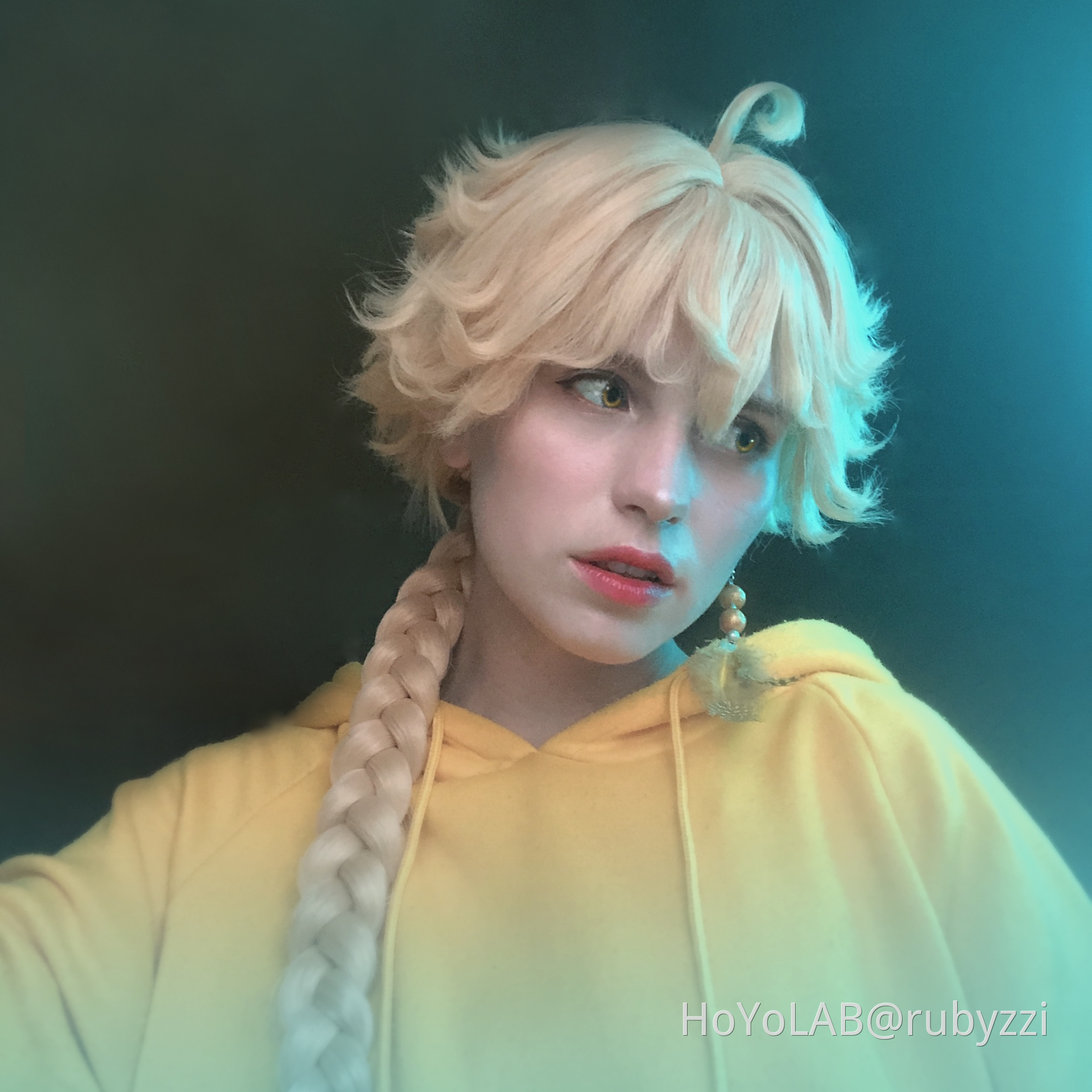 Aether cosplay Genshin Impact | HoYoLAB