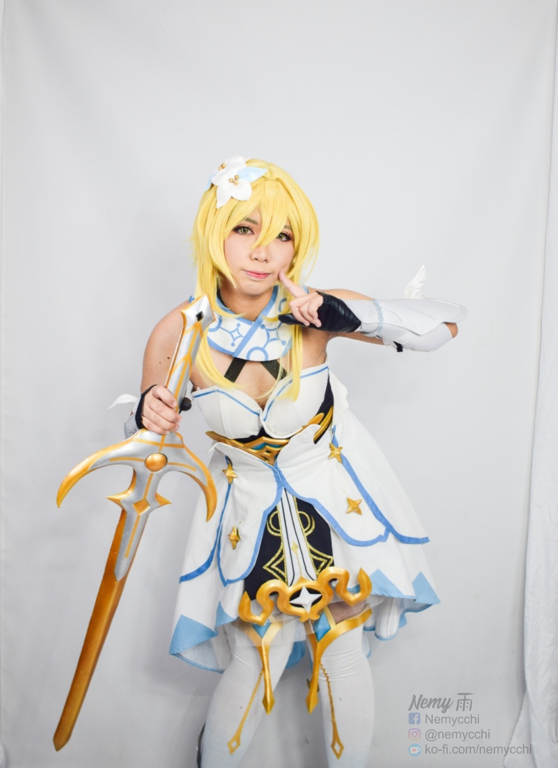 Lumine Cosplay 🌟 Genshin Impact | HoYoLAB