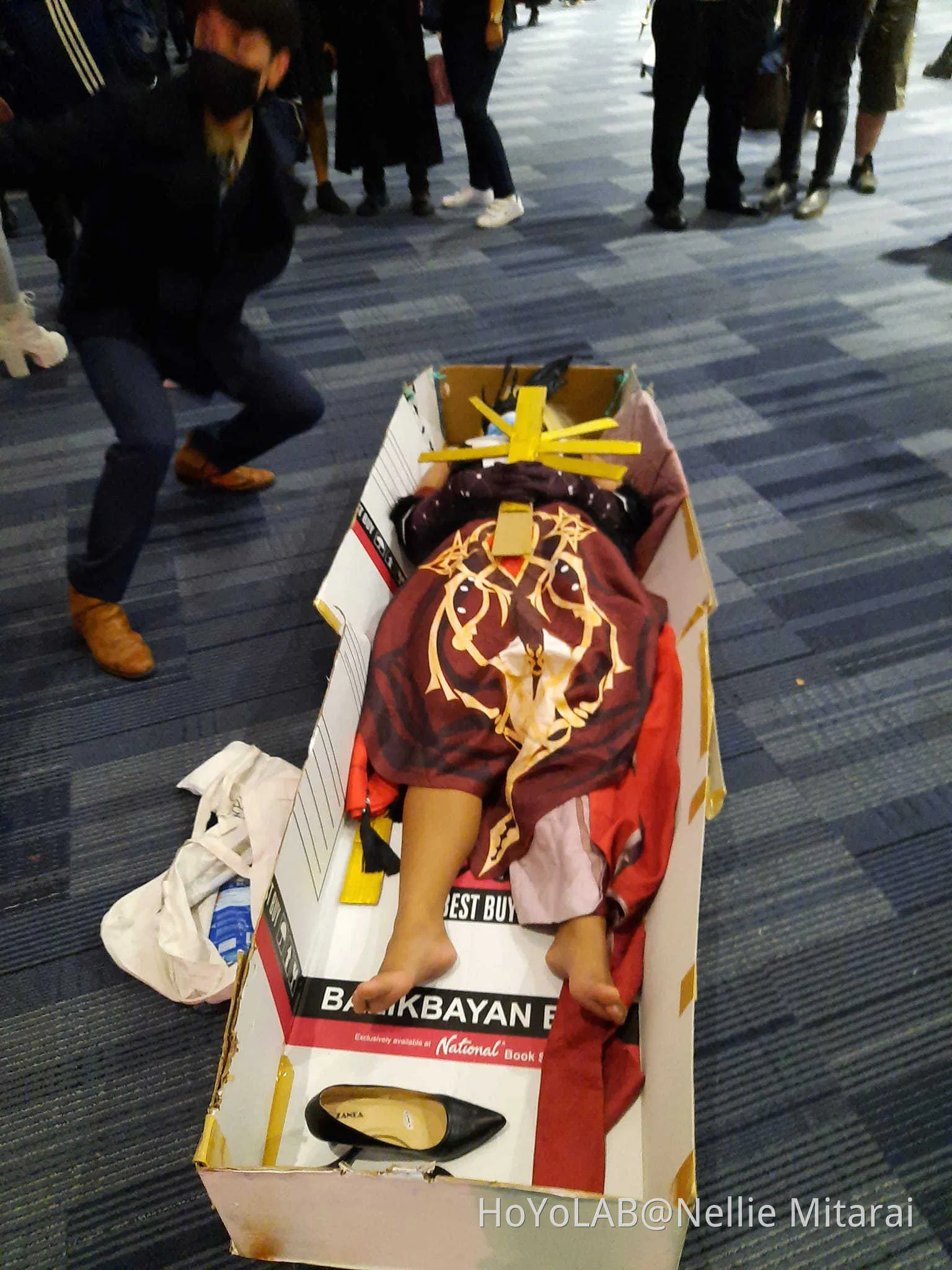 Signora Funeral in cosplay Genshin Impact | HoYoLAB