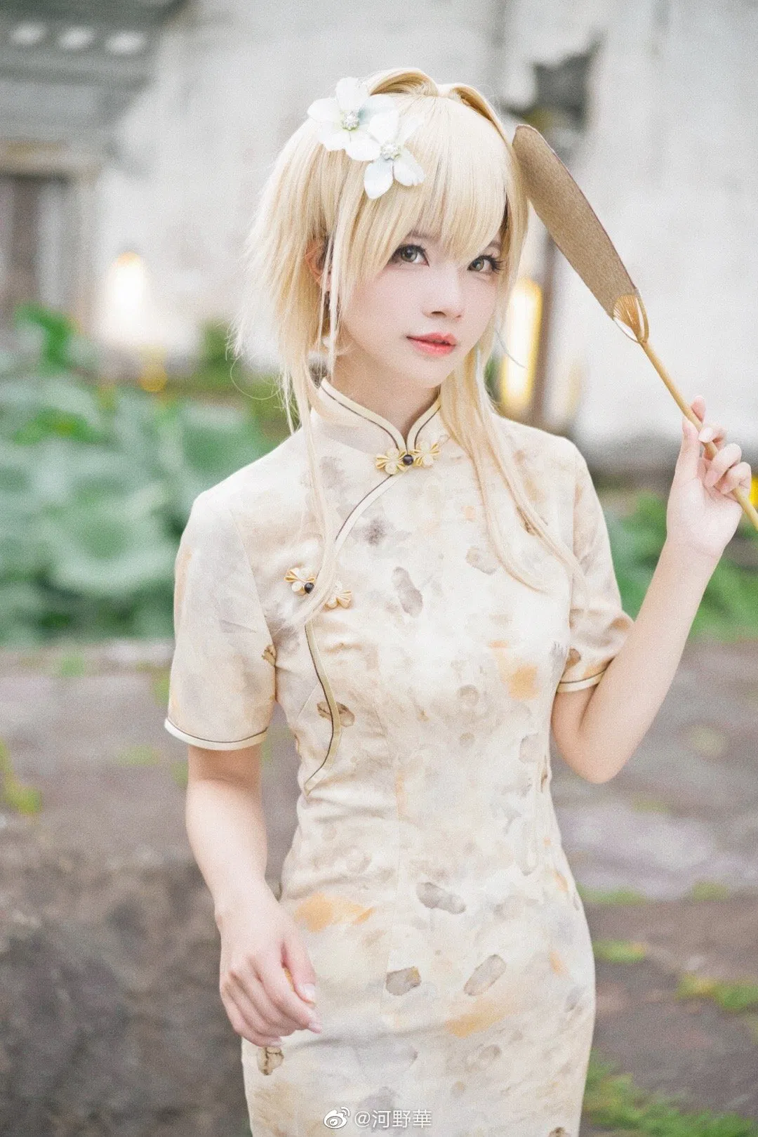 荧旗袍装 Lumine in Chinese Cheongsam Cosplay Genshin Impact | HoYoLAB