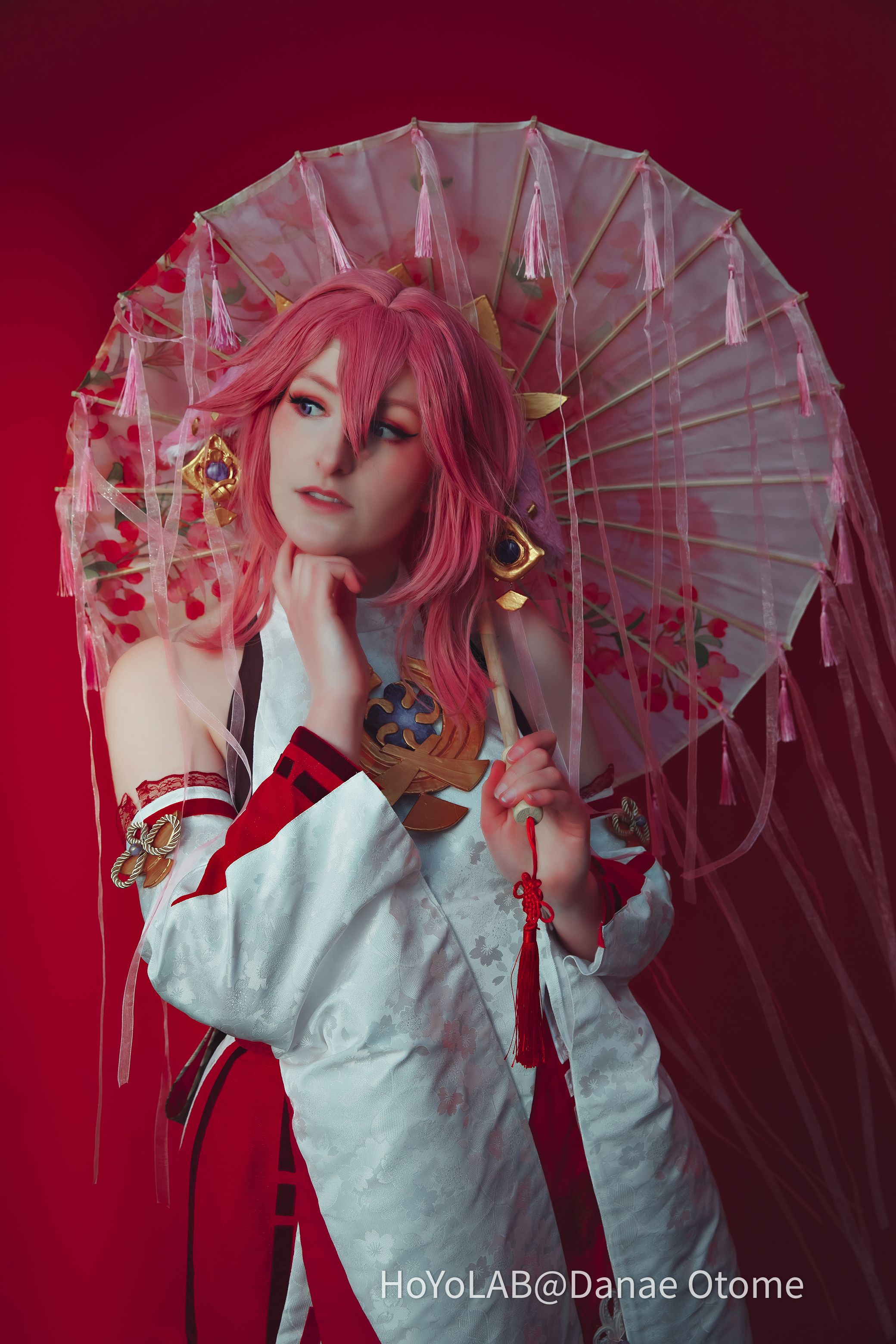 Which color do you associate Yae Miko with ? Here is a photo of my Yae ...