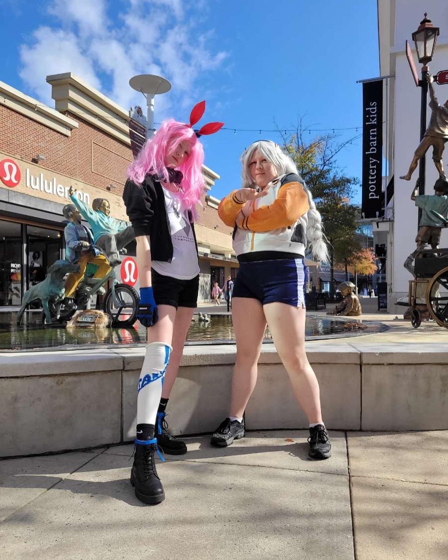 Kiana and Sakura! Honkai Impact 3rd | HoYoLAB