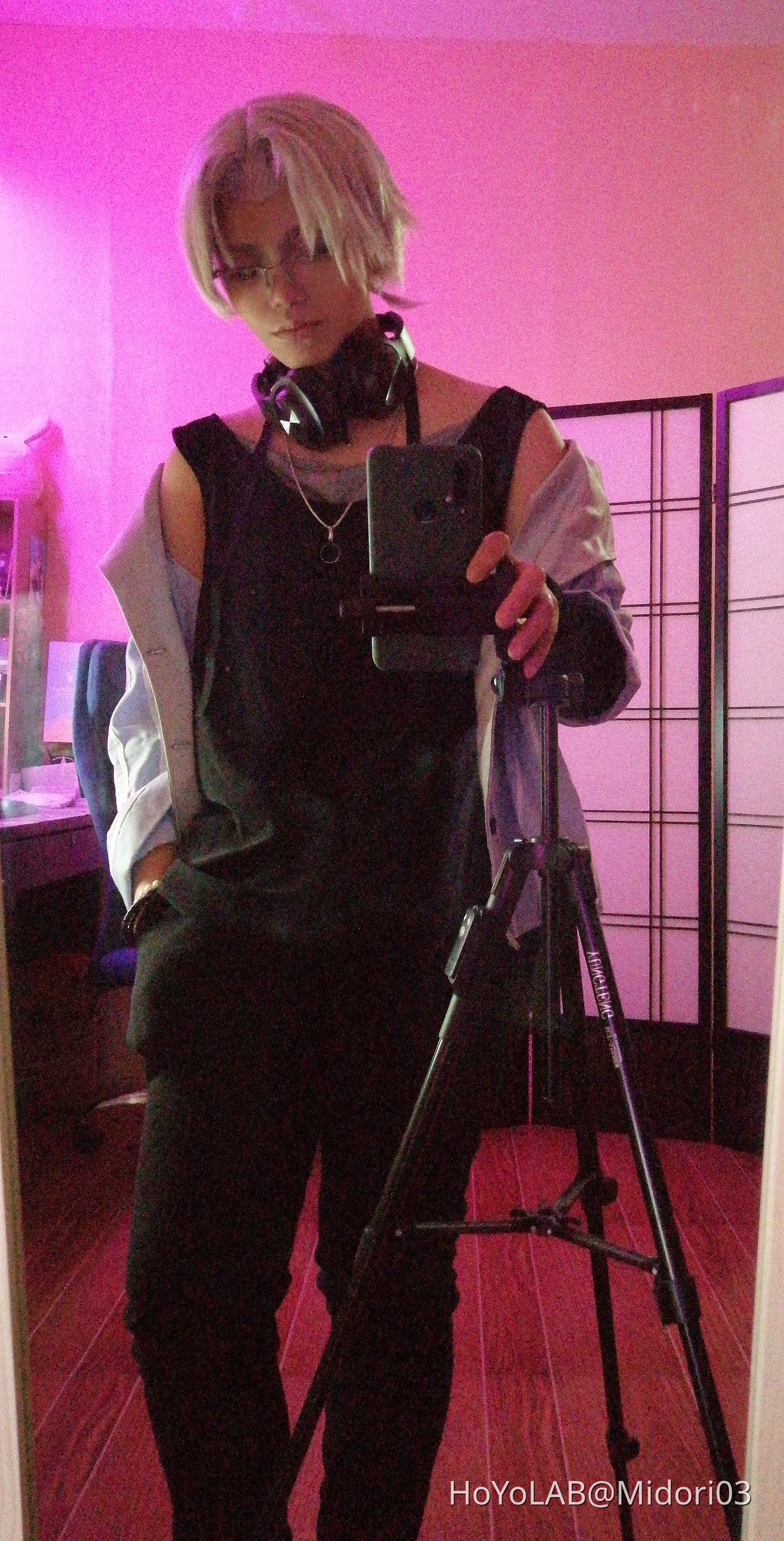 Neon Melody cosplay Tears of Themis | HoYoLAB