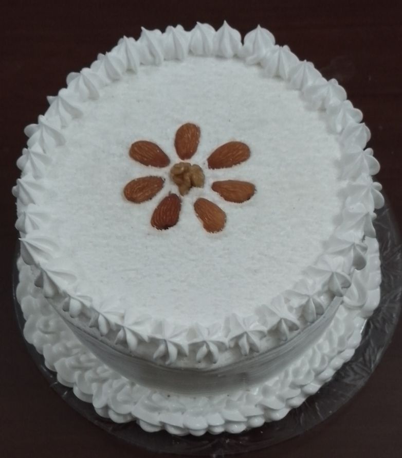 Almond, walnut and date cake | HoYoLAB