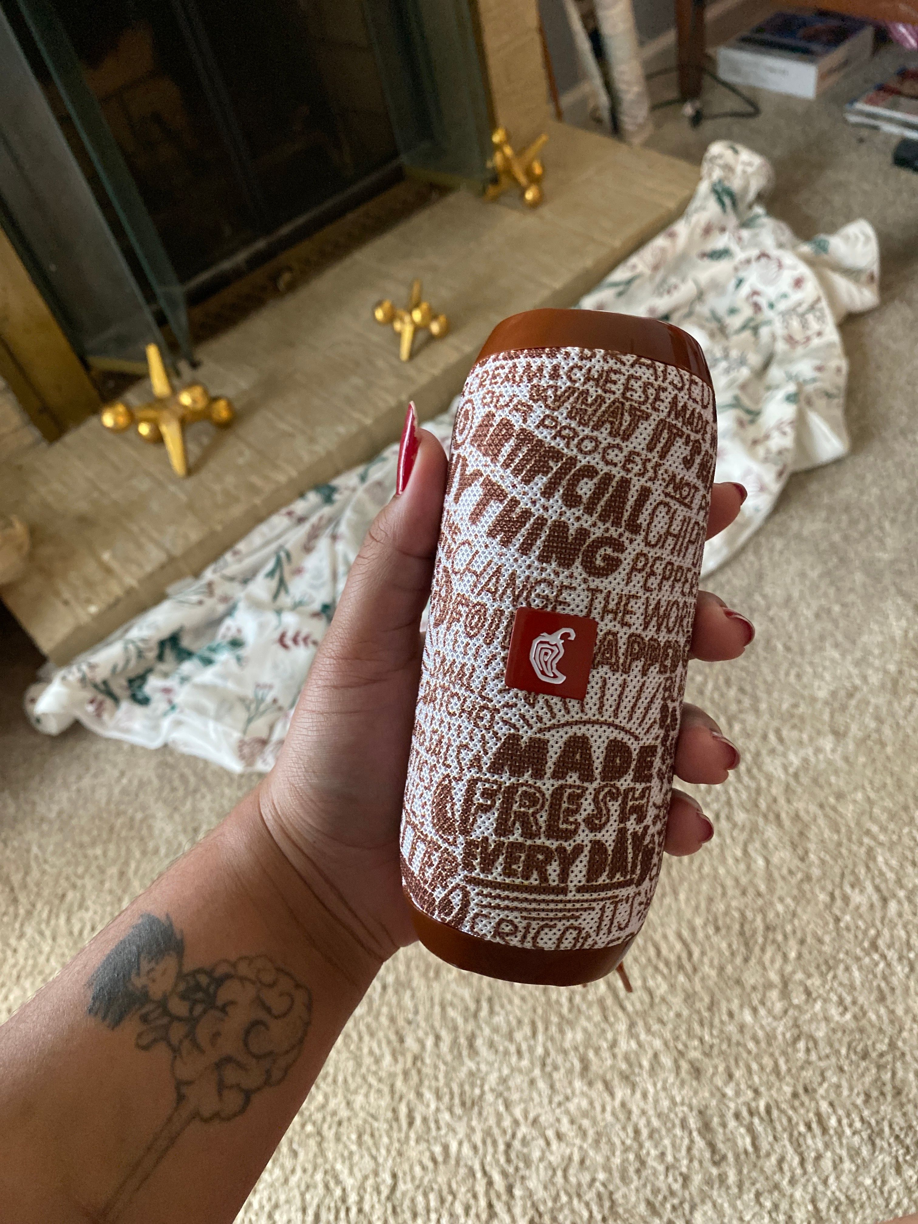 ONE OF MY MANAGERS GAVE ME A CHIPOTLE SPEAKER HoYoLAB