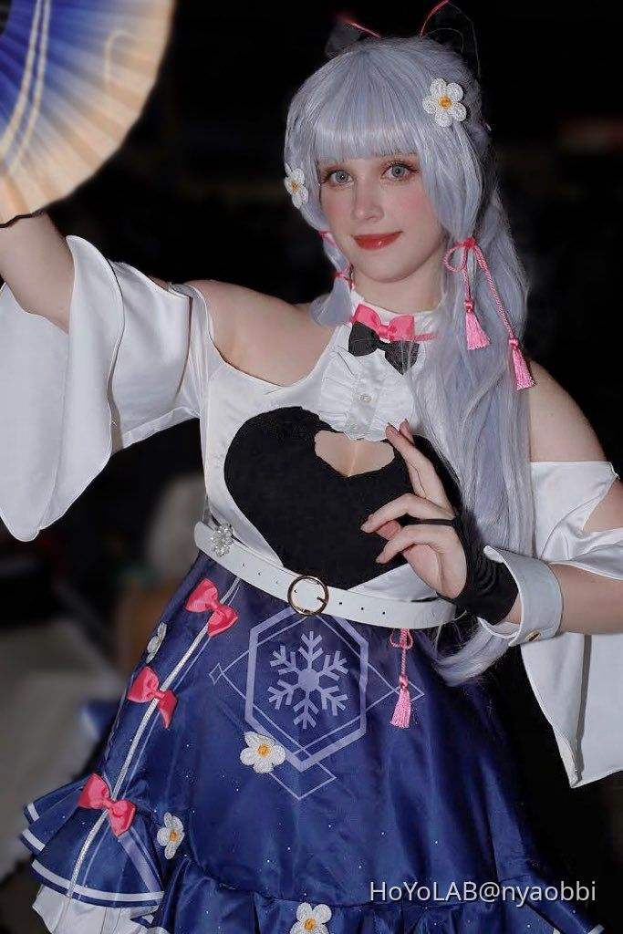 (Ayaka Cosplay) more “Right Here I Stand” Ayaka pics! Genshin Impact ...