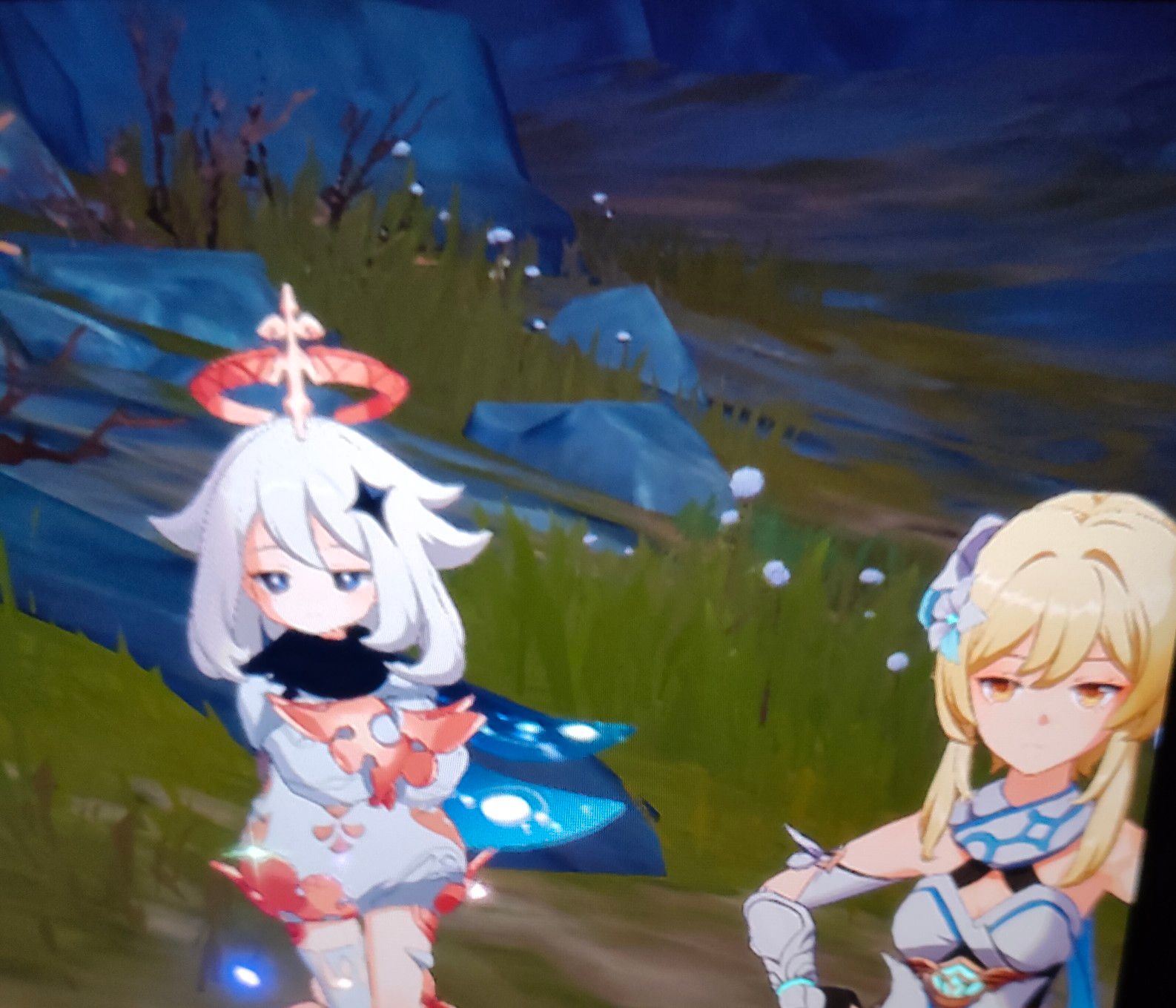 low-key playing this game only to see traveler and paimon's funny ...