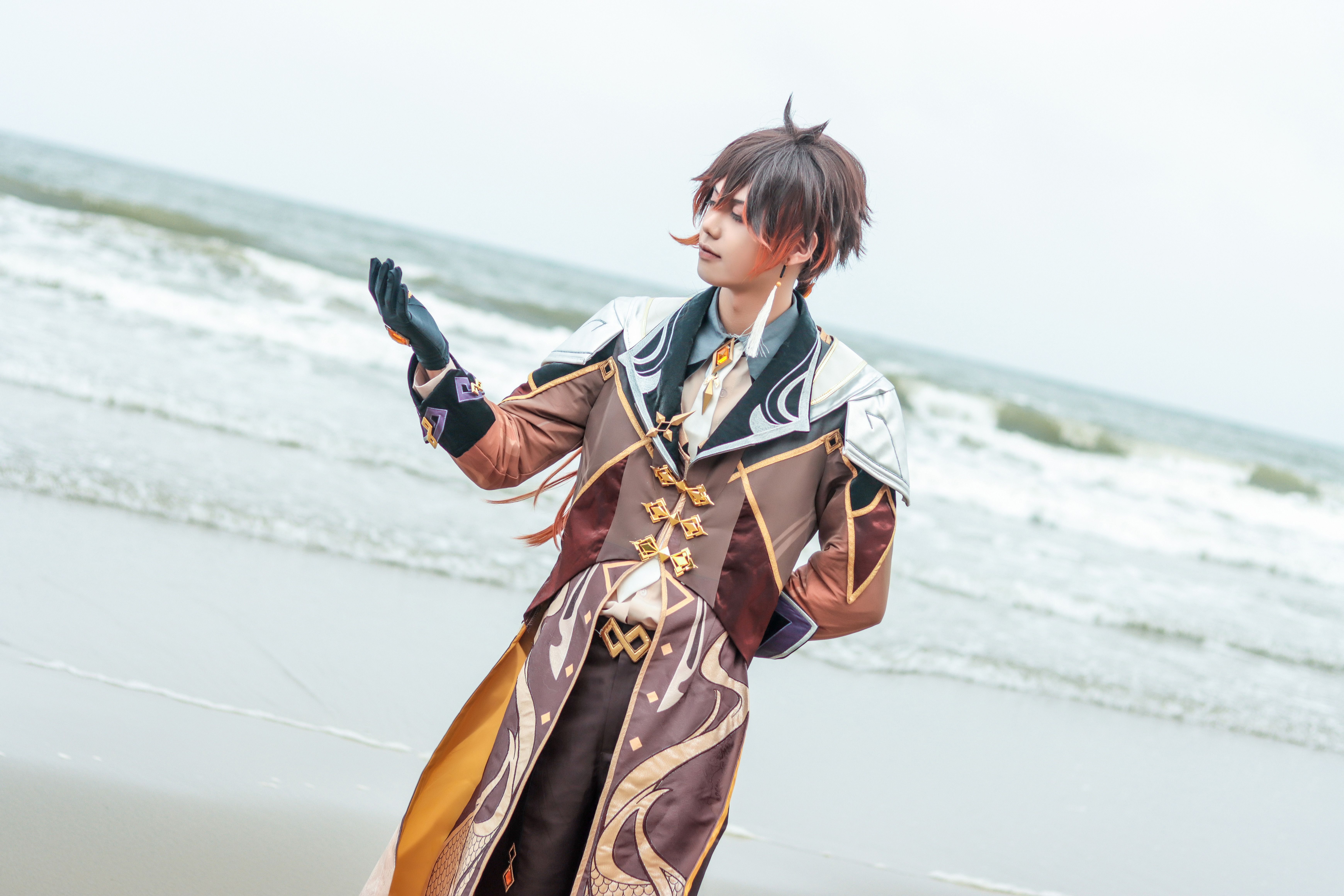Zhongli Cosplay (by the beach) Genshin Impact | HoYoLAB