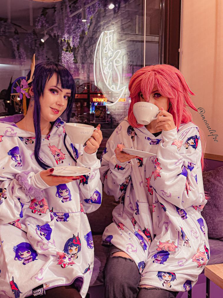 Yae Miko x Raiden Shogun on date 💜☕ Genshin Impact | HoYoLAB