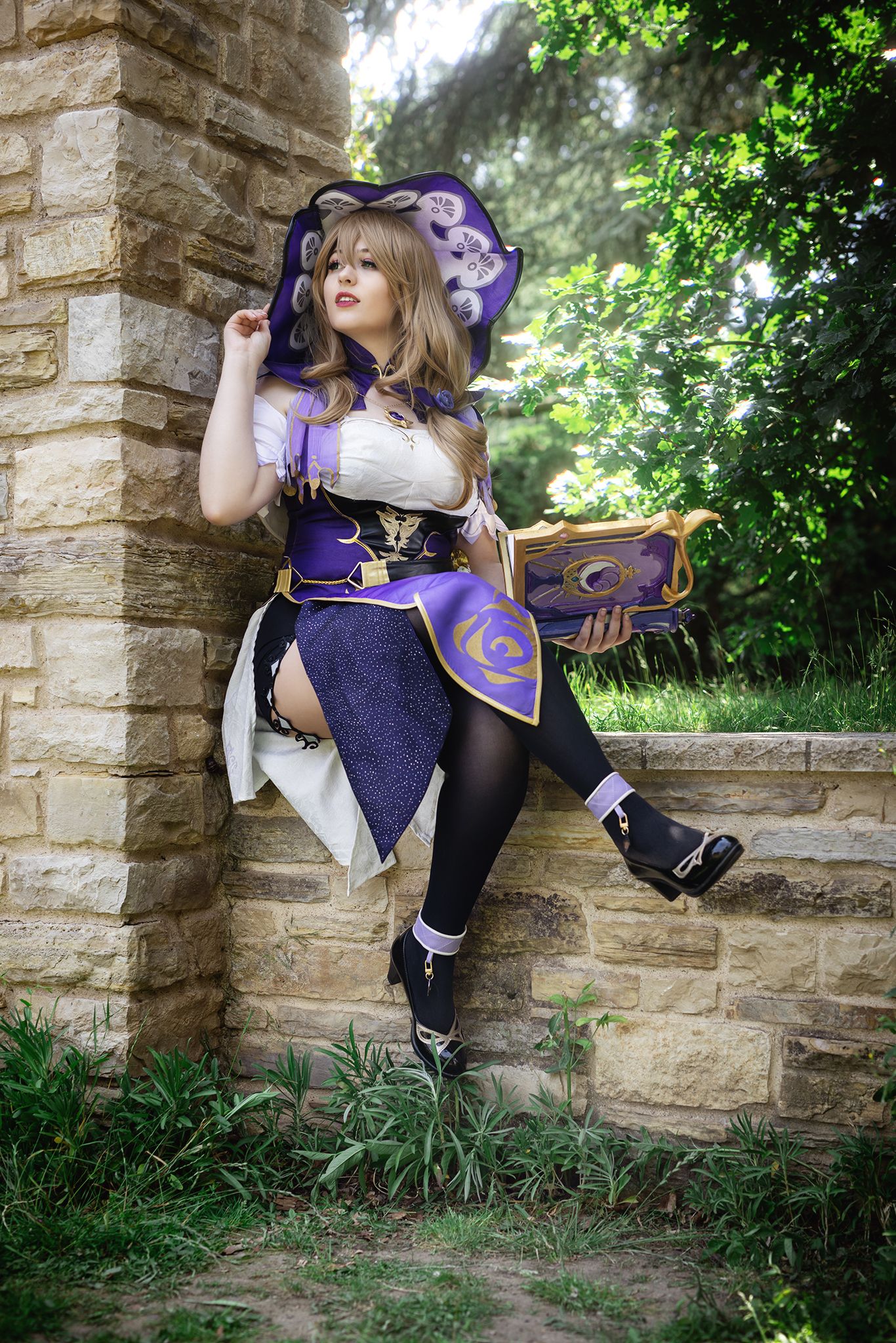 Lisa Cosplay Genshin Impact | HoYoLAB