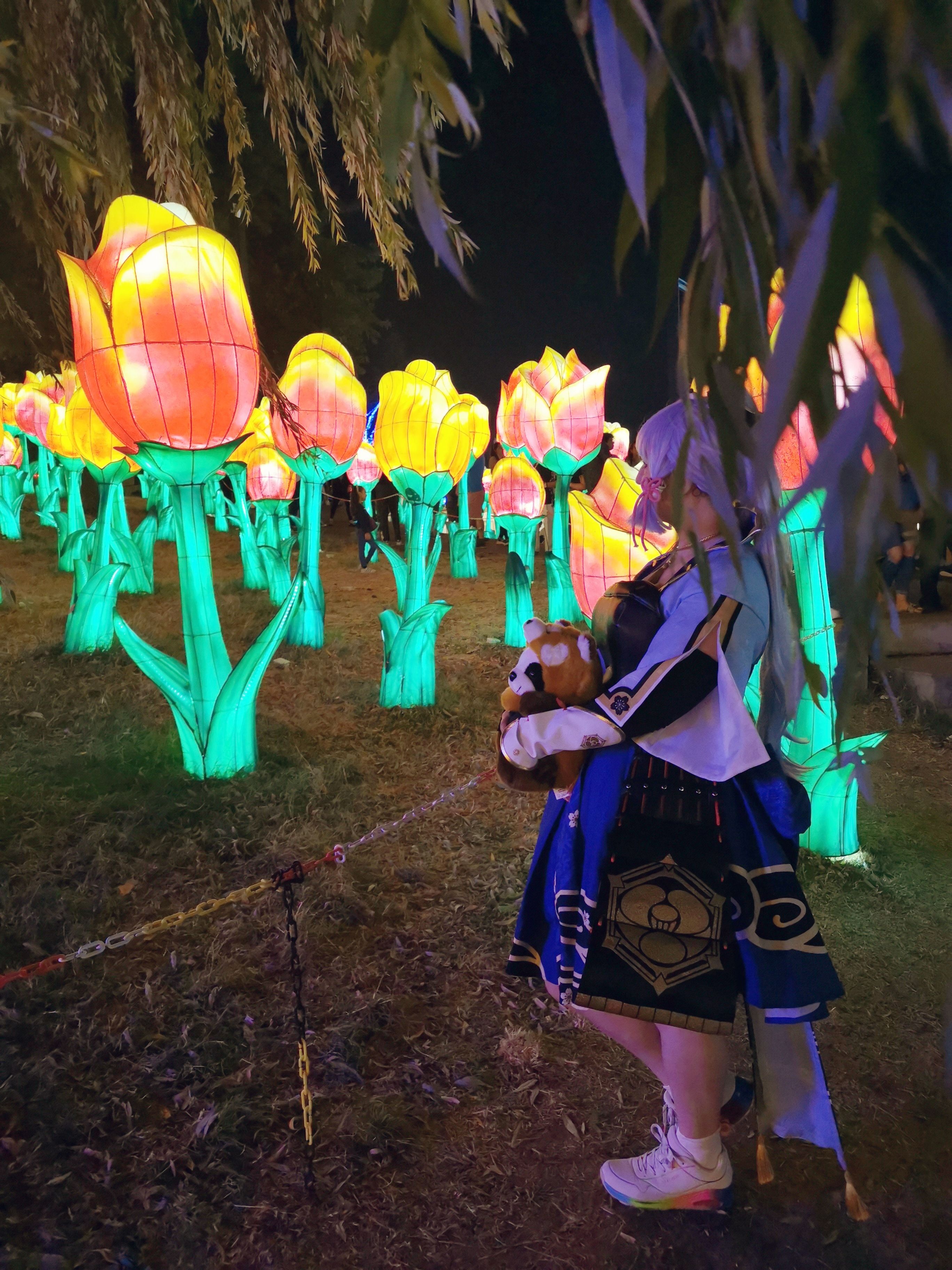 Ayaka in a light show Genshin Impact | HoYoLAB