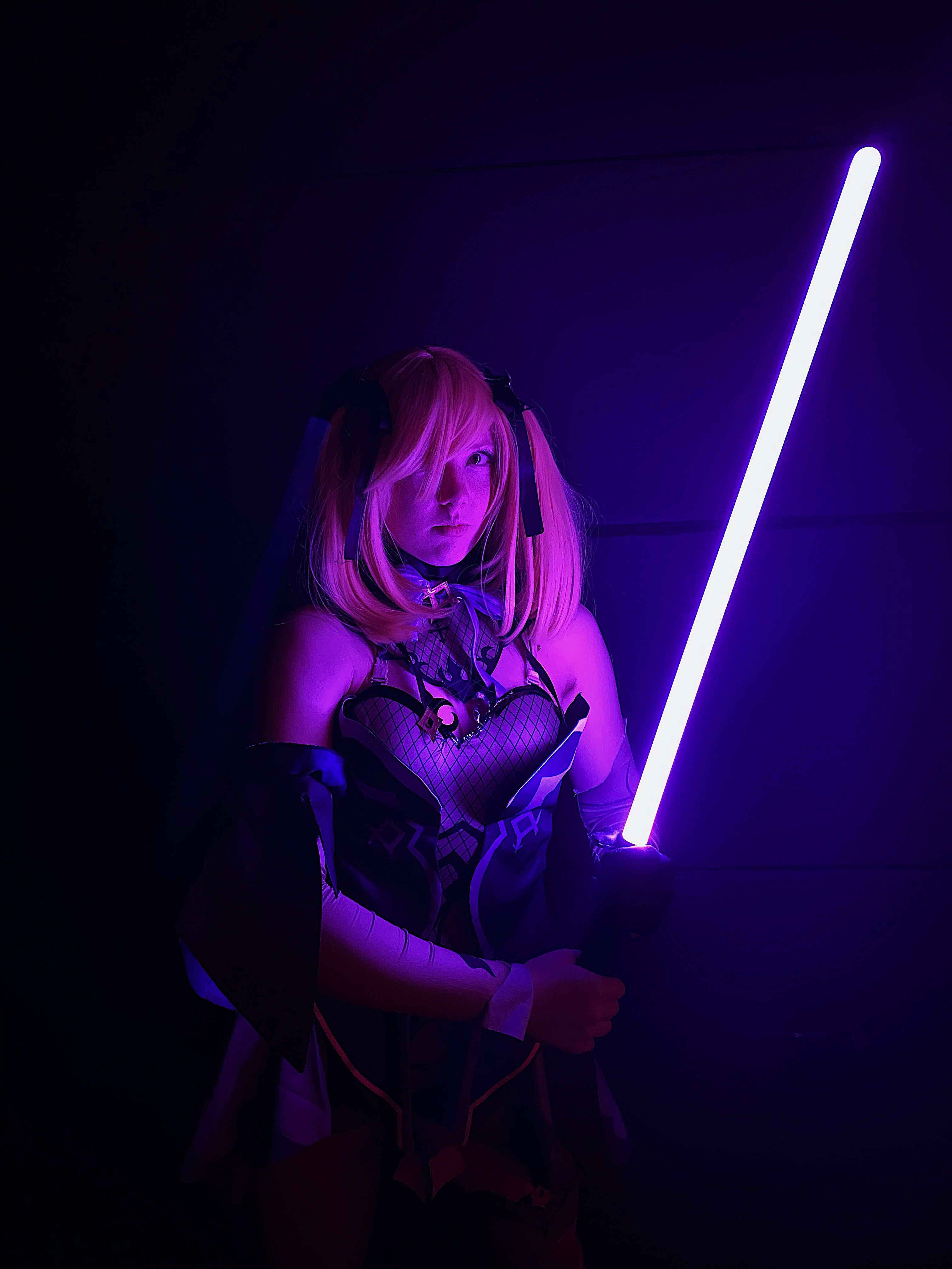 Fischl Cosplay Genshin Impact | HoYoLAB