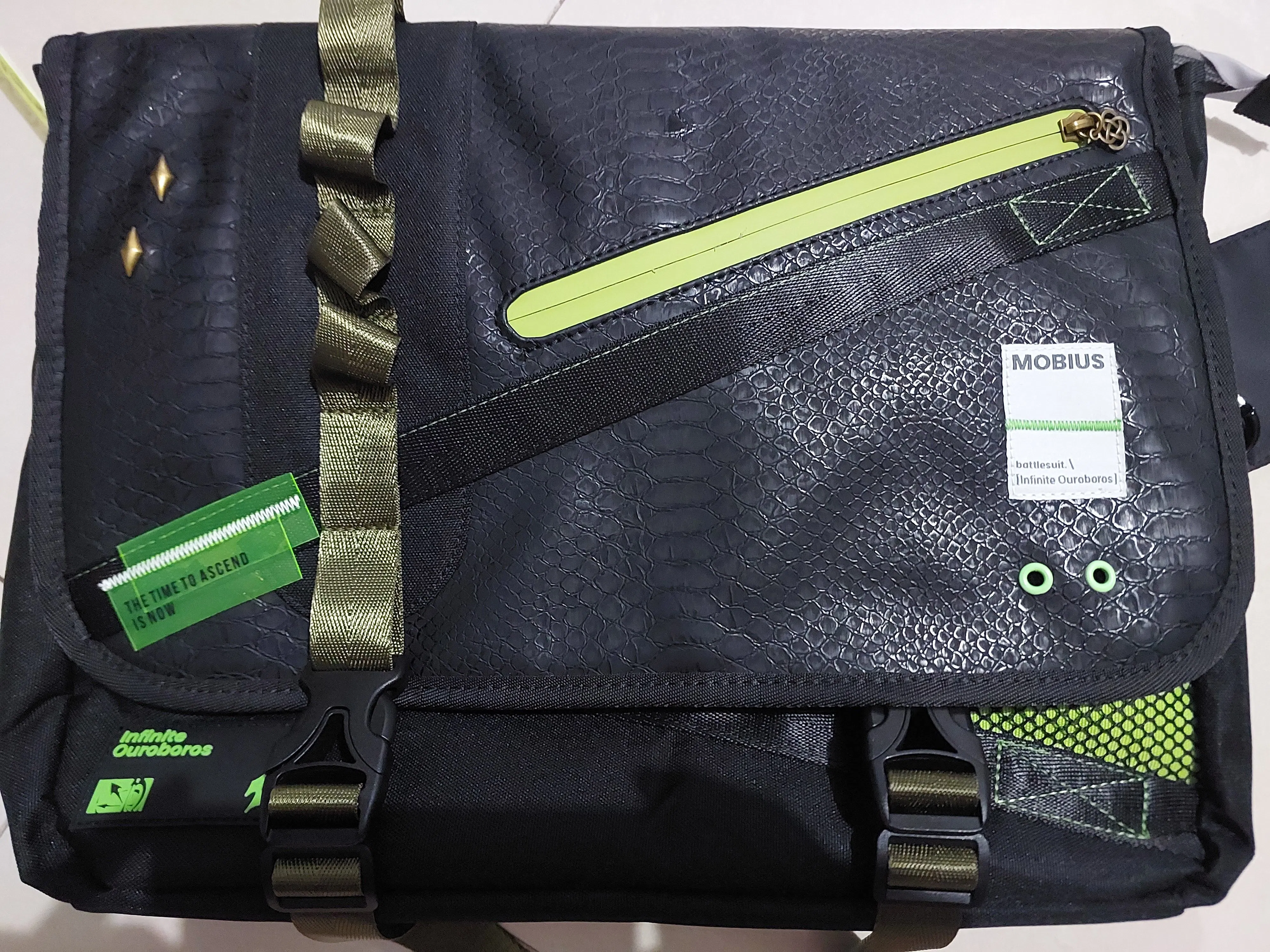 My Mobius Infinite Ouroboros Shoulder bag Honkai Impact 3rd | HoYoLAB