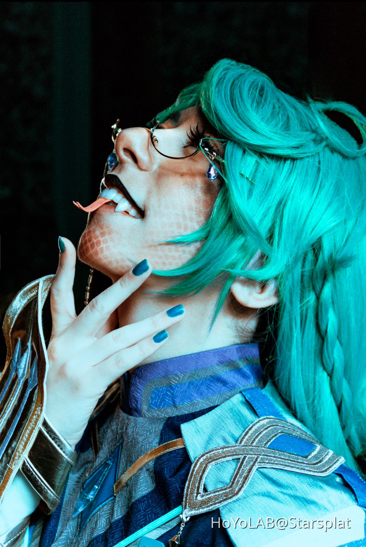 Baizhu Cosplay for his release 🐍 Genshin Impact | HoYoLAB