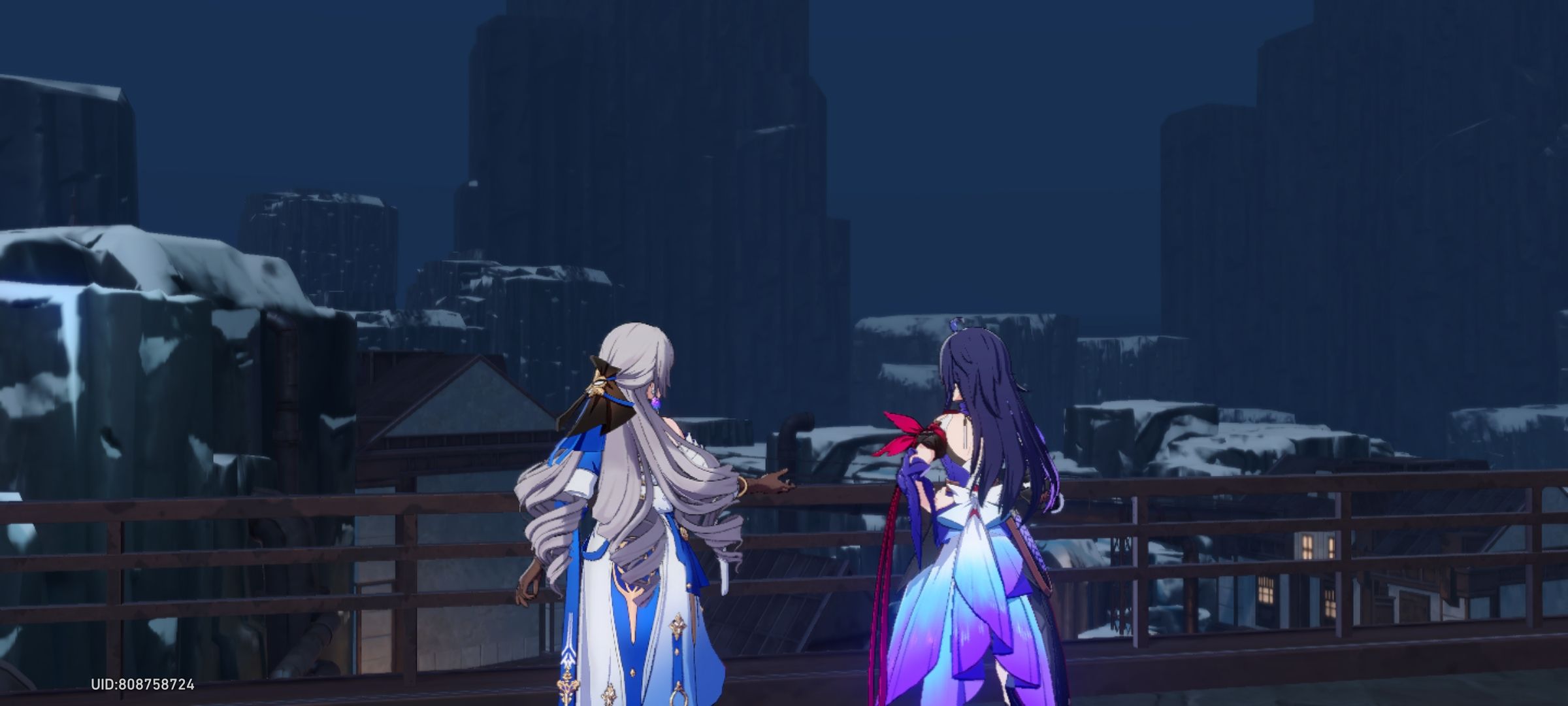 hoyo is forcing me to ship bronya and seele now even their E6 is facing ...