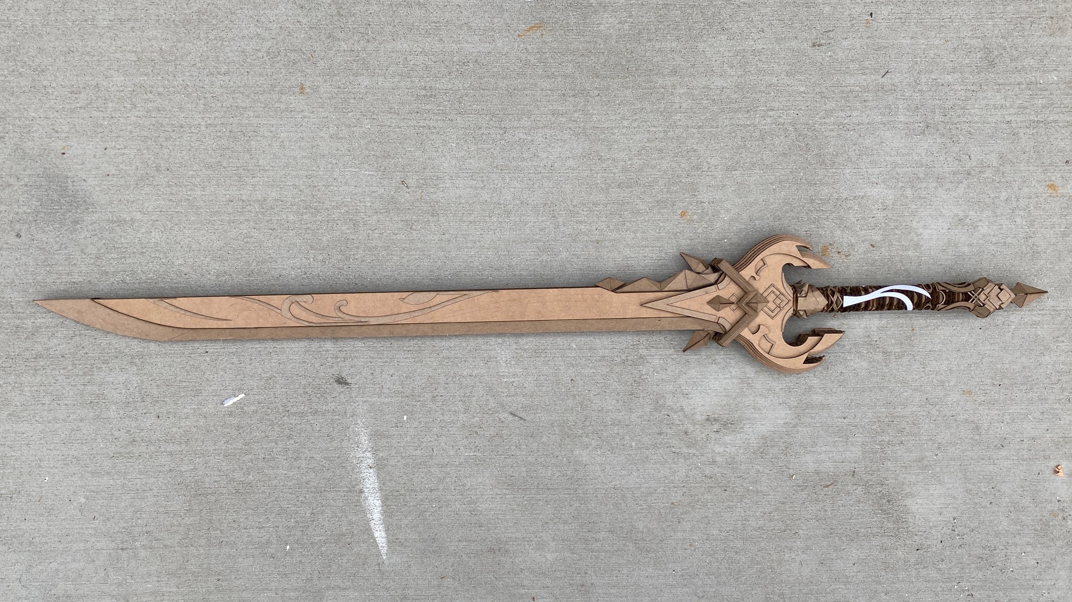 I made jade cutter out of cardboard :D link to my pattern here! Genshin ...