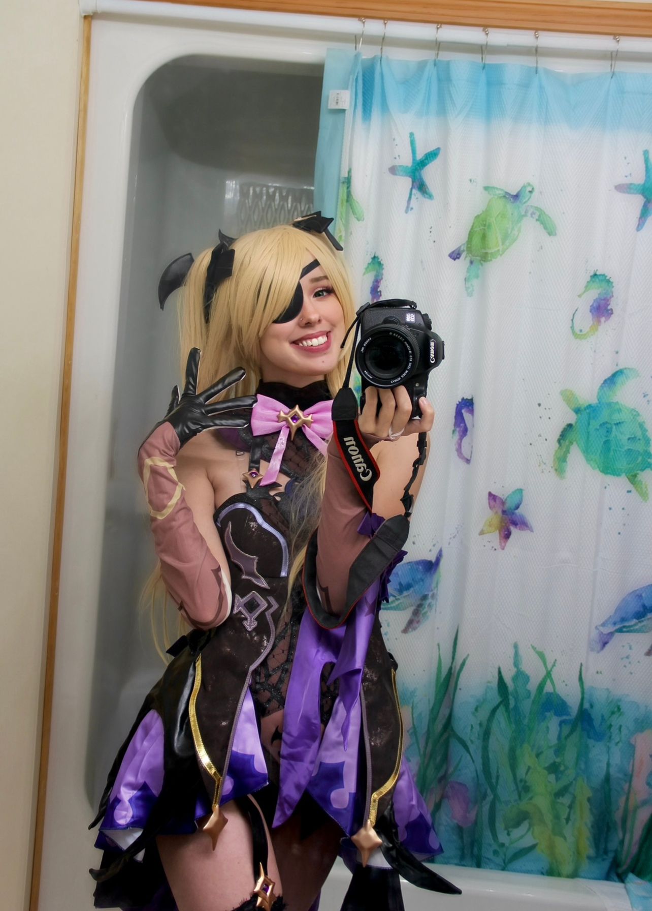 My Fischl cosplay~ from 2022 :) Genshin Impact | HoYoLAB