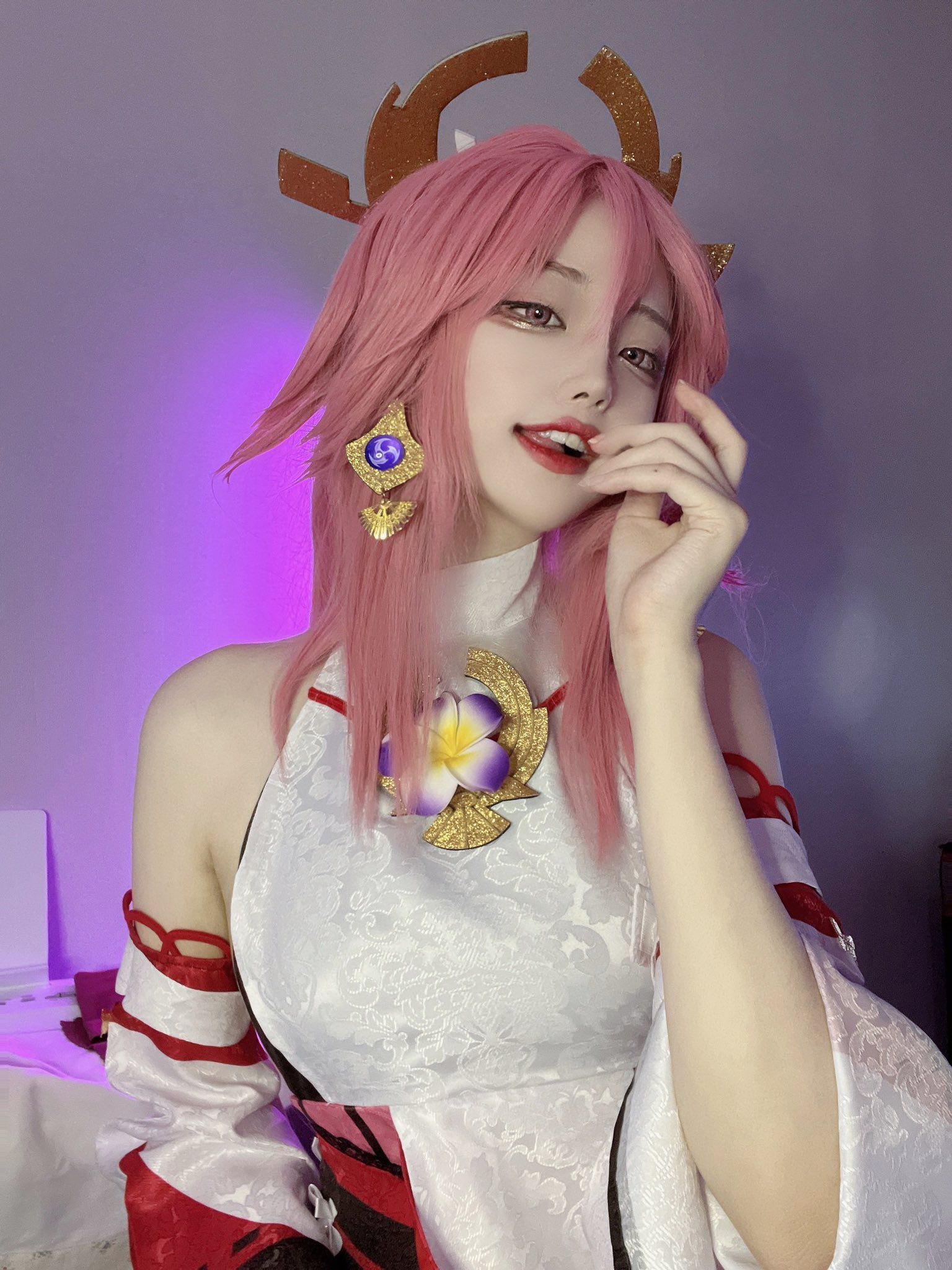 Hina slaying this Yae Miko cosplay ⚡🦊 Genshin Impact | HoYoLAB