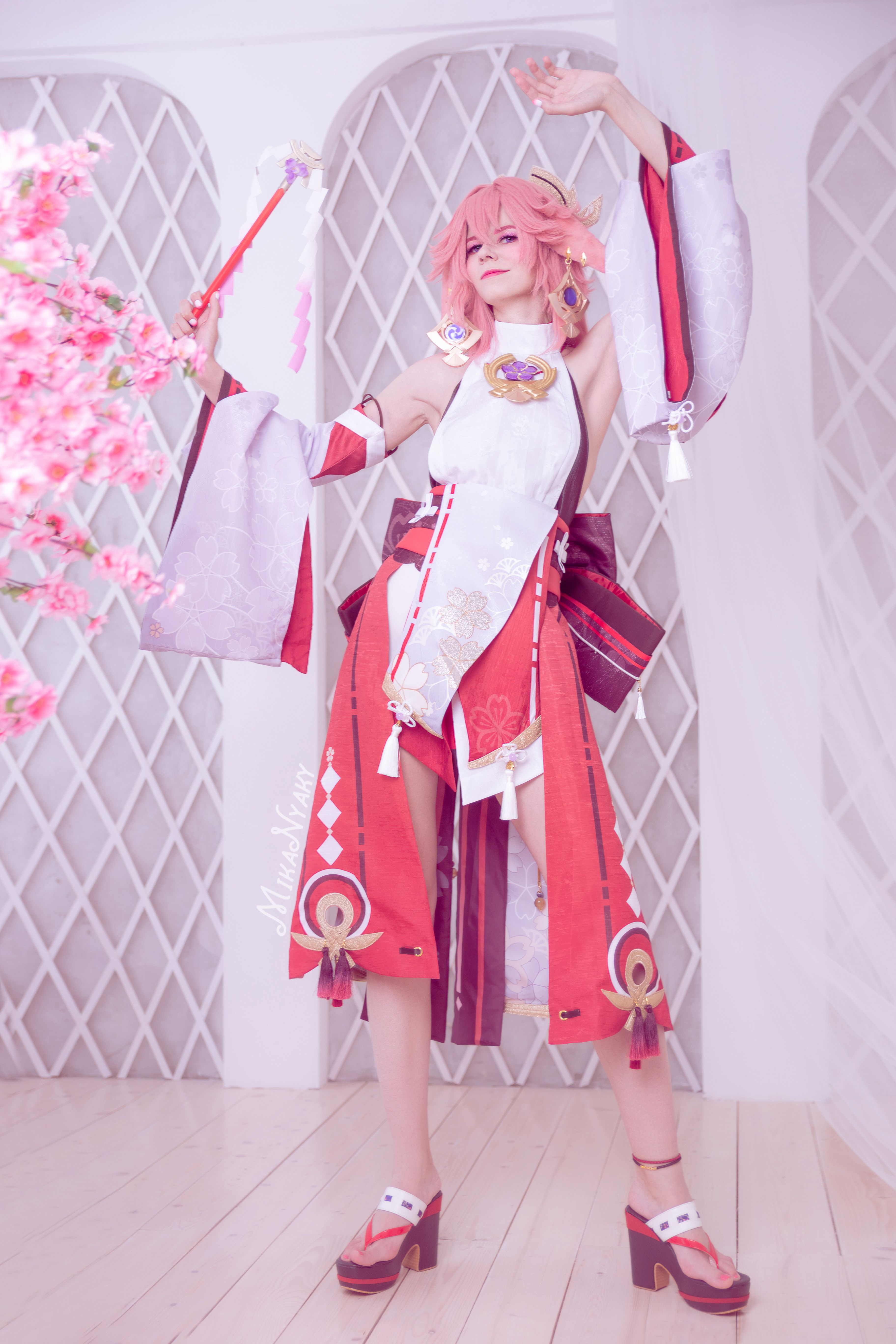 Cosplay Yae Miko by MikaNyaky Genshin Impact | HoYoLAB