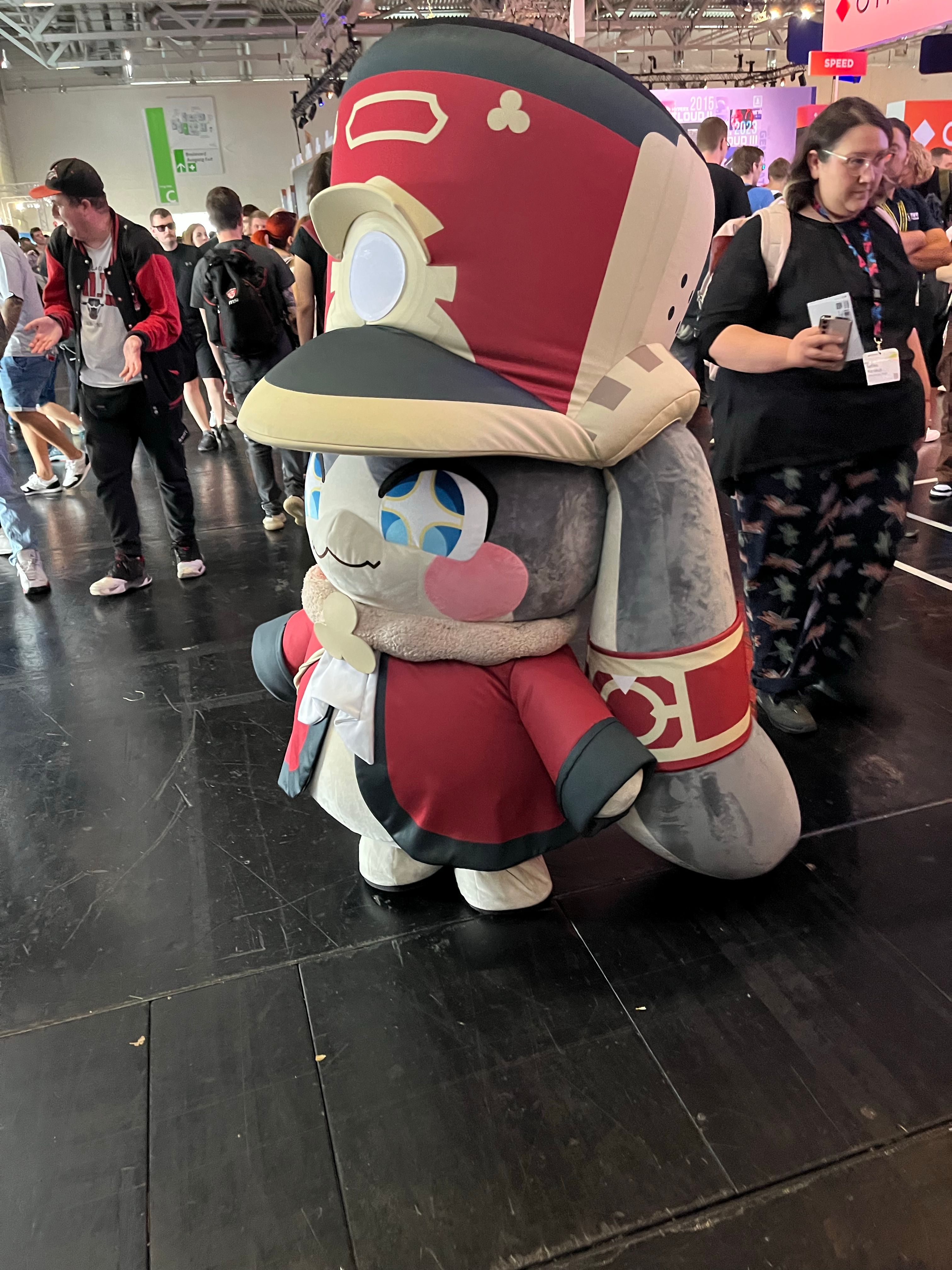 Gamescom cosplay Genshin Impact | HoYoLAB