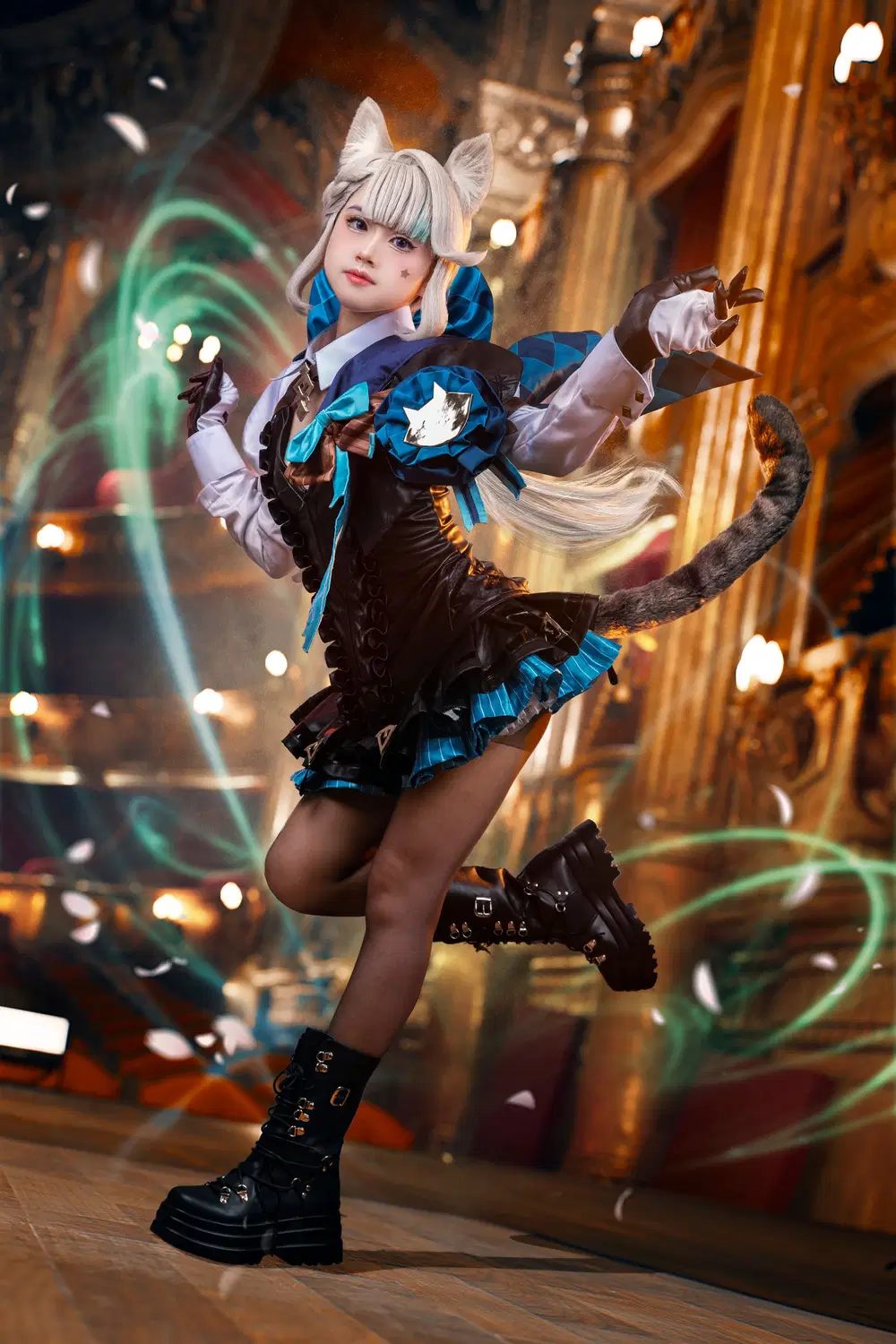 toh cosplay performance