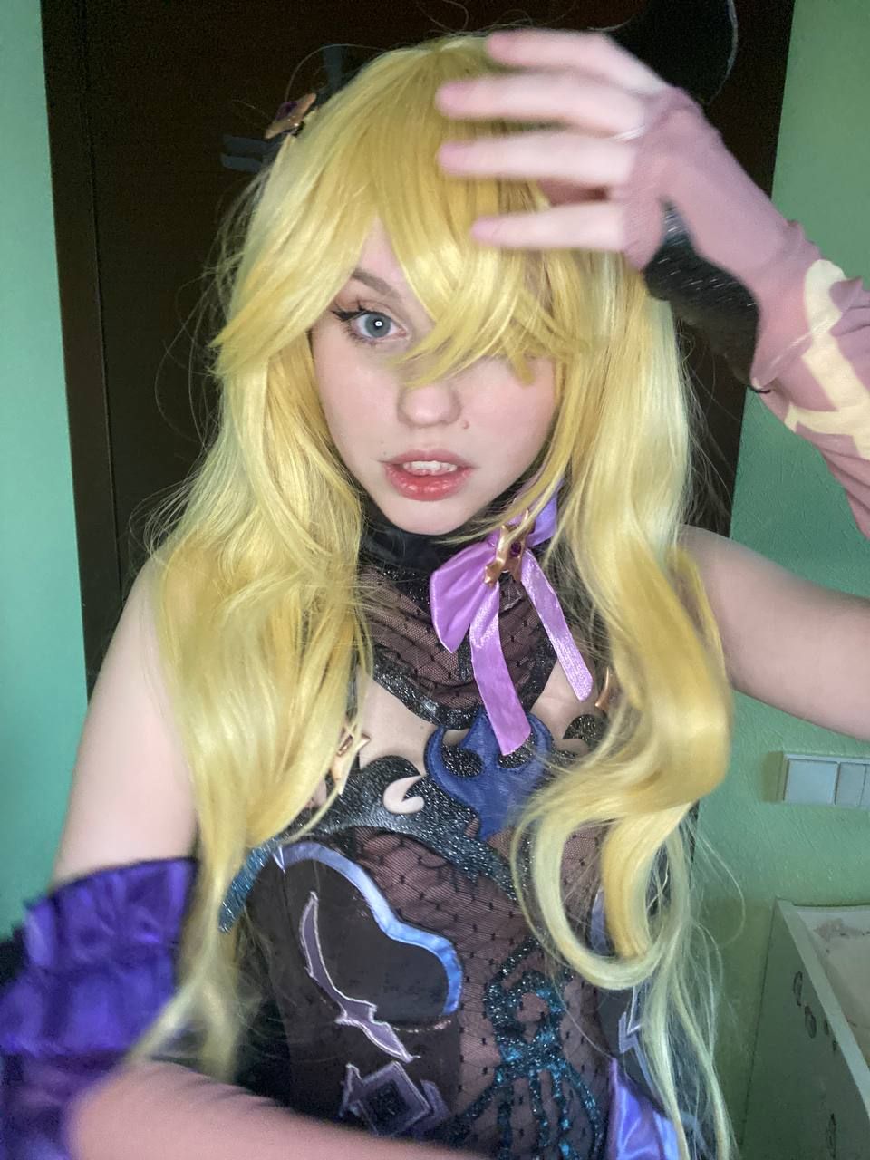 Fischl cosplay Genshin Impact | HoYoLAB