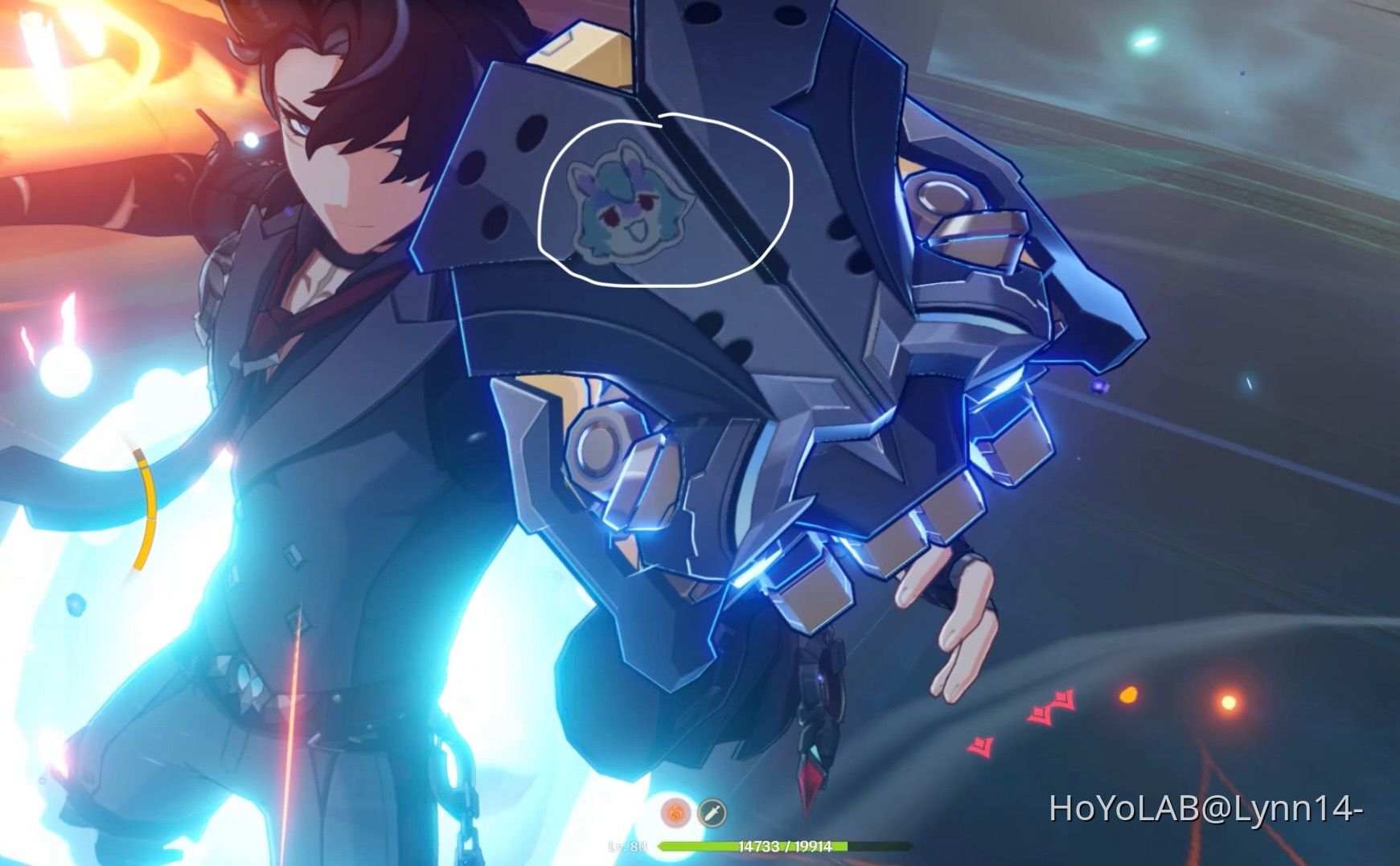 Do anyone notice? LOL its cute i bet its sigewine draw on it lol ...