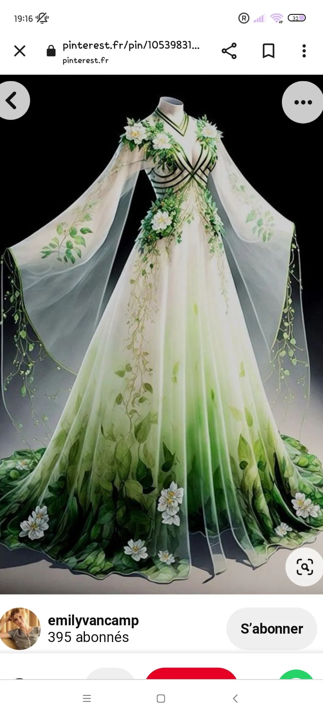 Quelqu'un peut dessiner Nahida version adulte dans cette robe ...