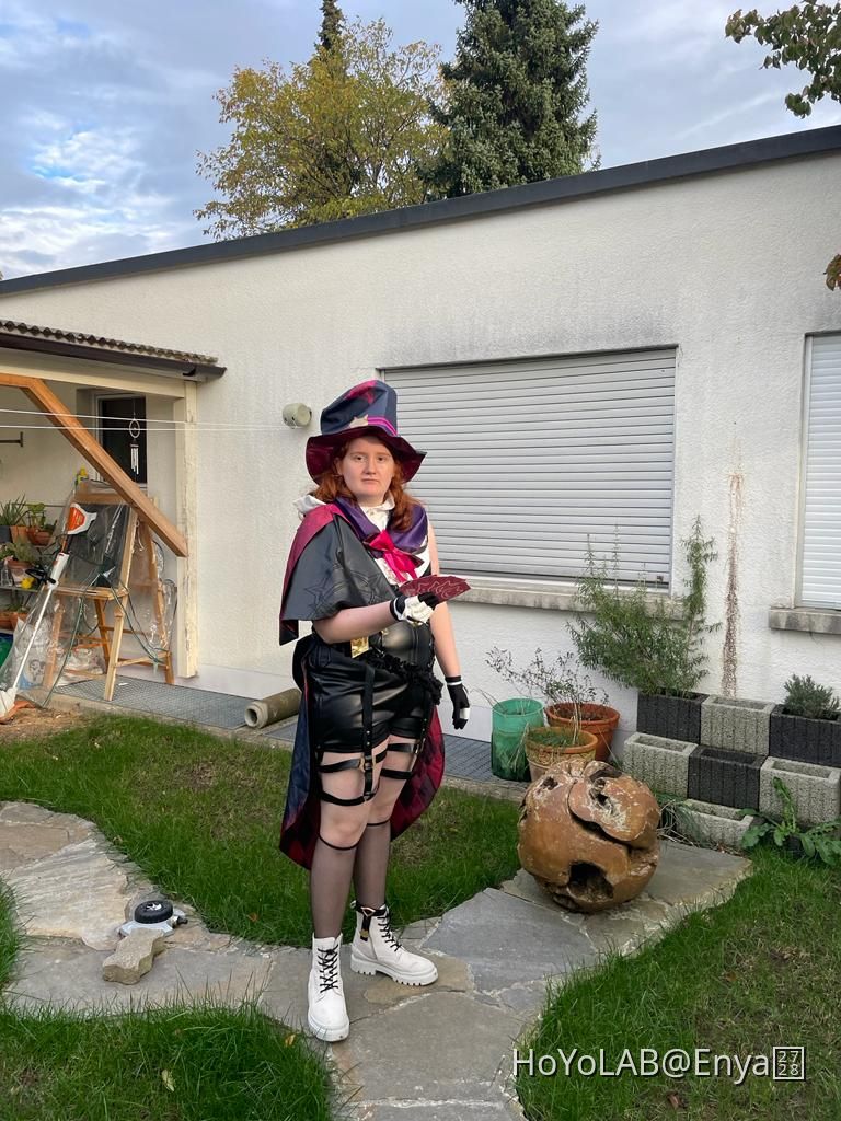 Lyney cosplay! attempt number 3 Genshin Impact | HoYoLAB