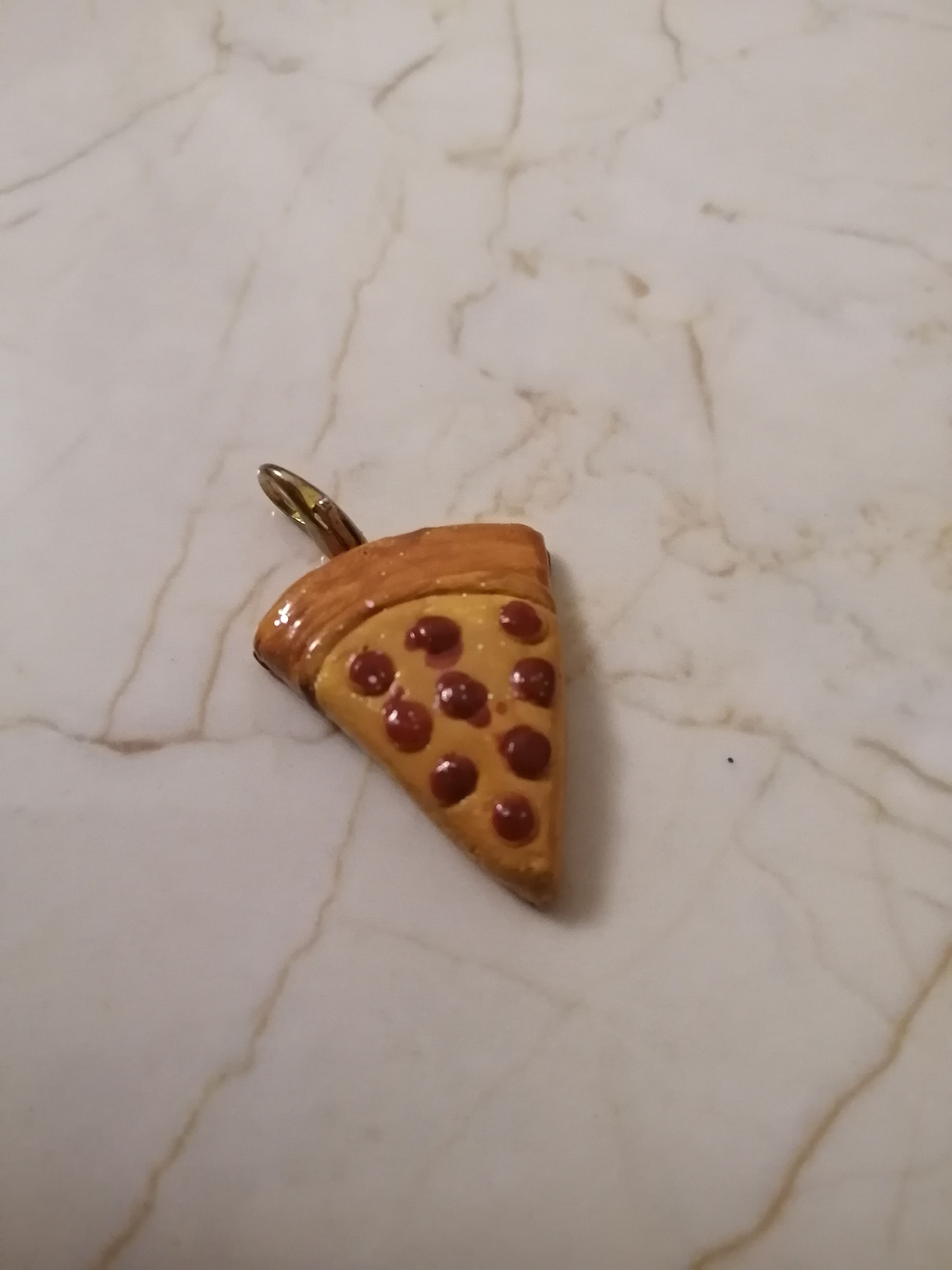 I just finished making this pizza trinket with modelling clay🍕 | HoYoLAB