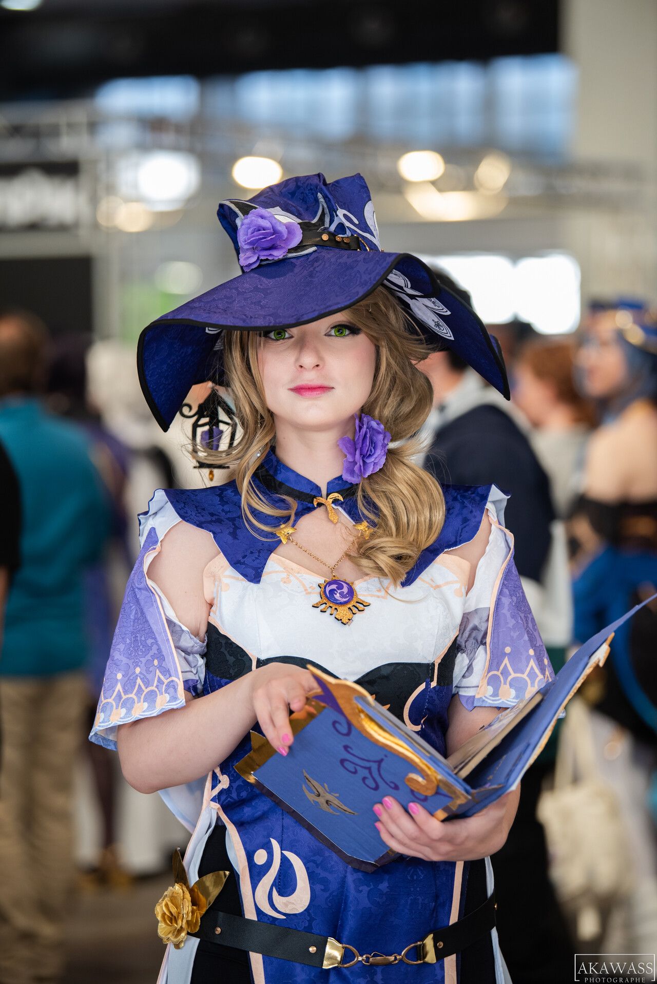 Cosplay de Lisa Genshin Impact | HoYoLAB