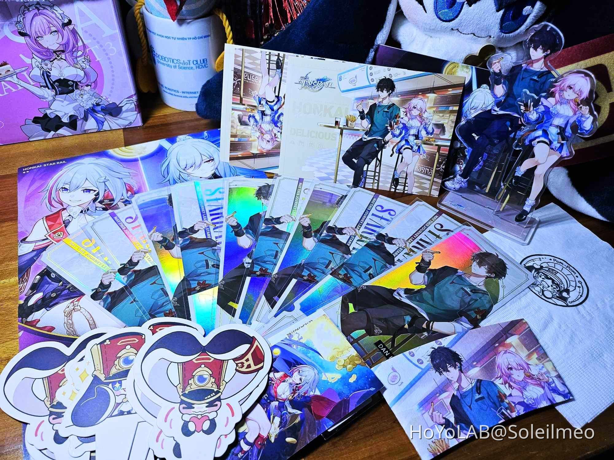 When the HSR collab coffee shop is near your house, so you go there ...