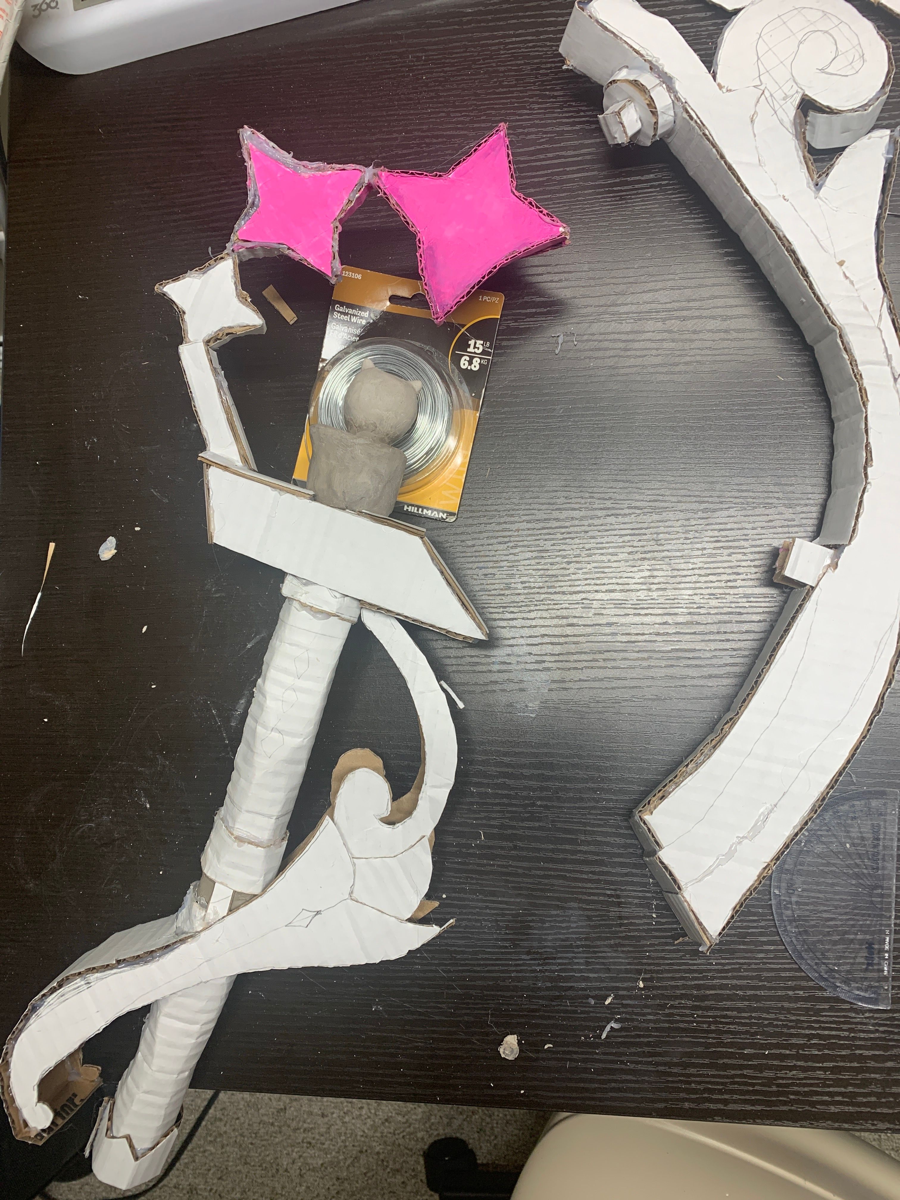 Making Lyney’s bow! Genshin Impact | HoYoLAB