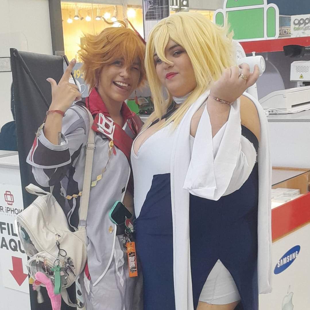 Chilumi and Rosaria cosplay at Aguadilla Halloween Comic Fest. Genshin ...