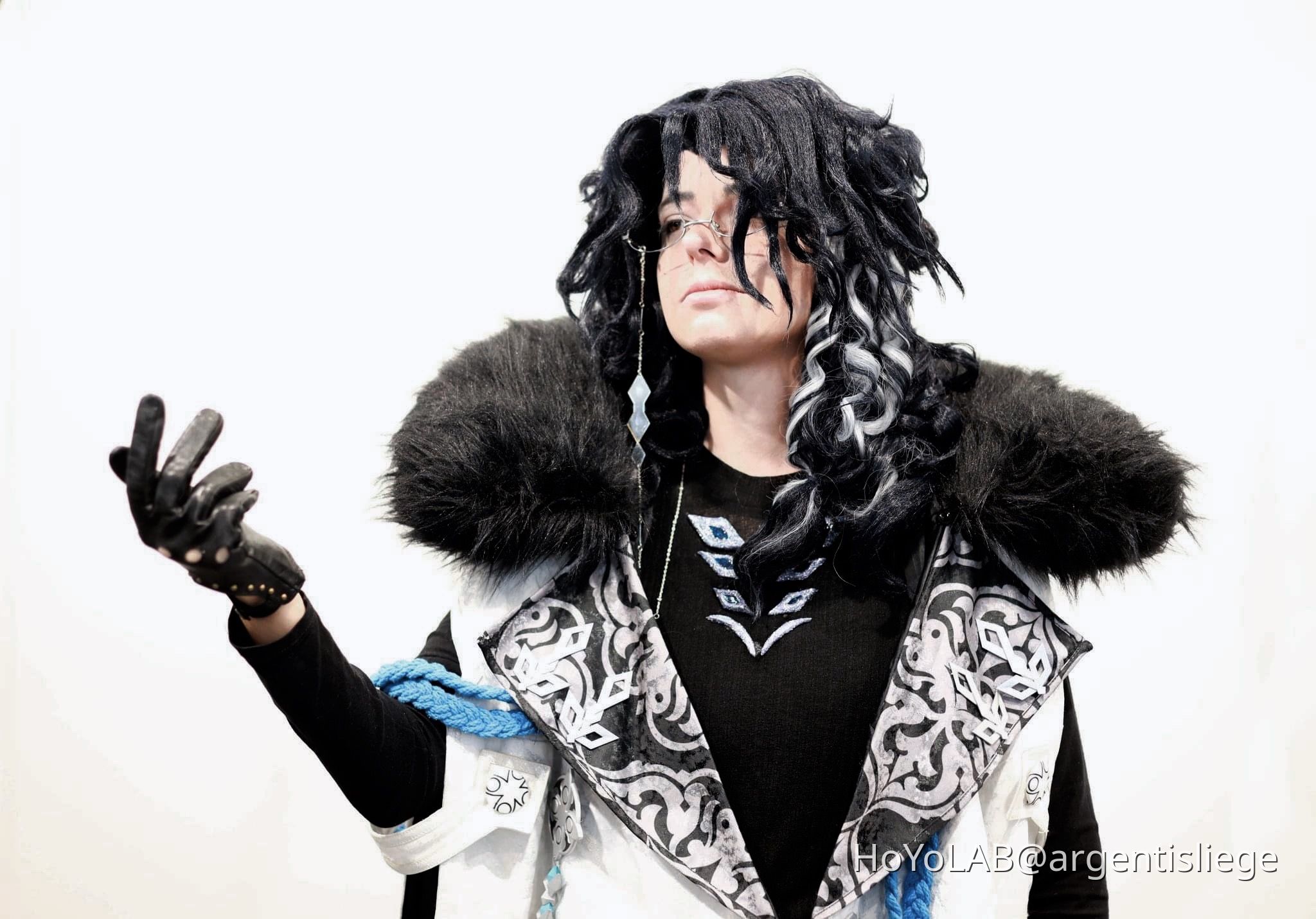 Pantalone cosplay Genshin Impact | HoYoLAB