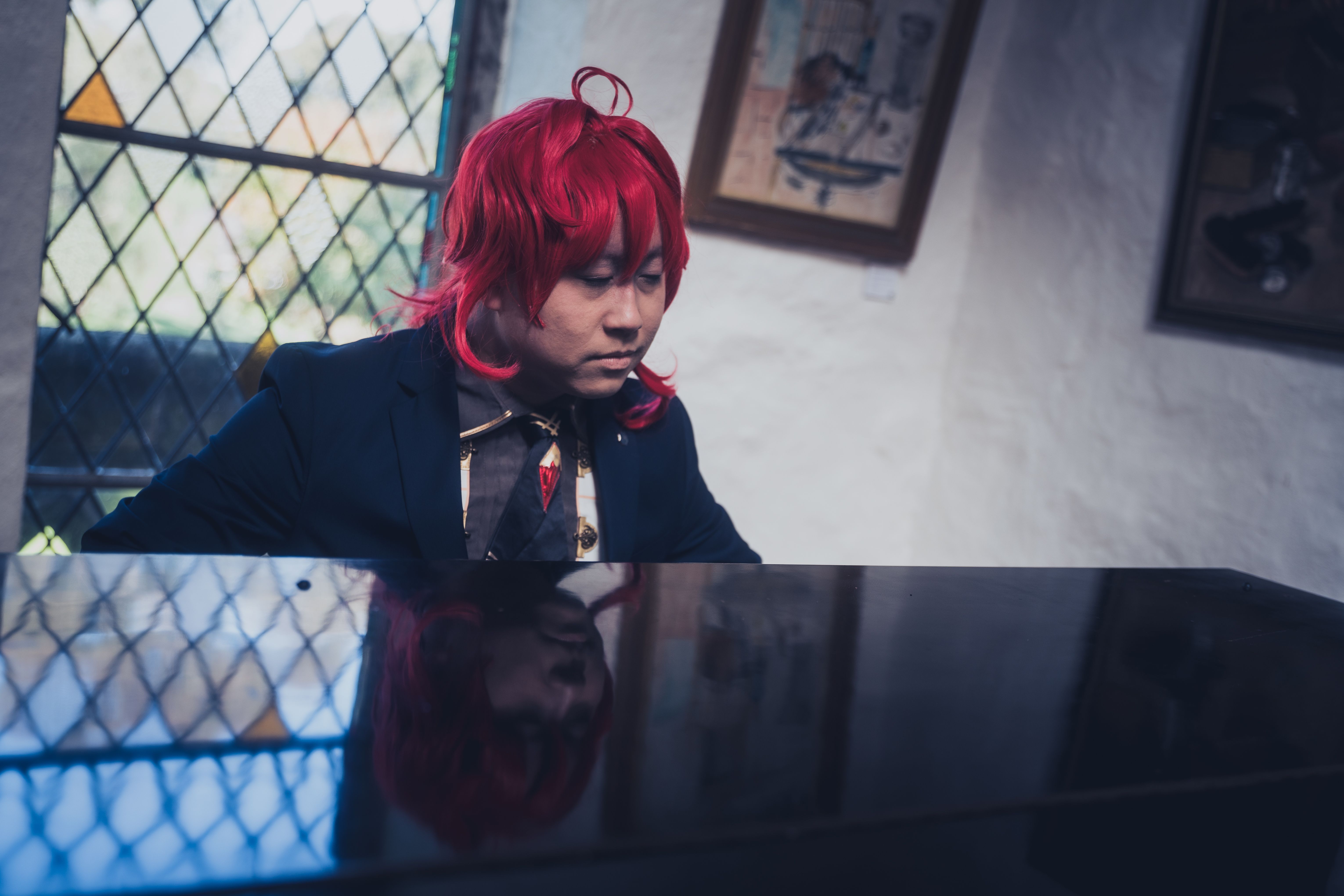 Is that Diluc? Or Crepus Ragnvindr 🎹🔥 Genshin Impact | HoYoLAB