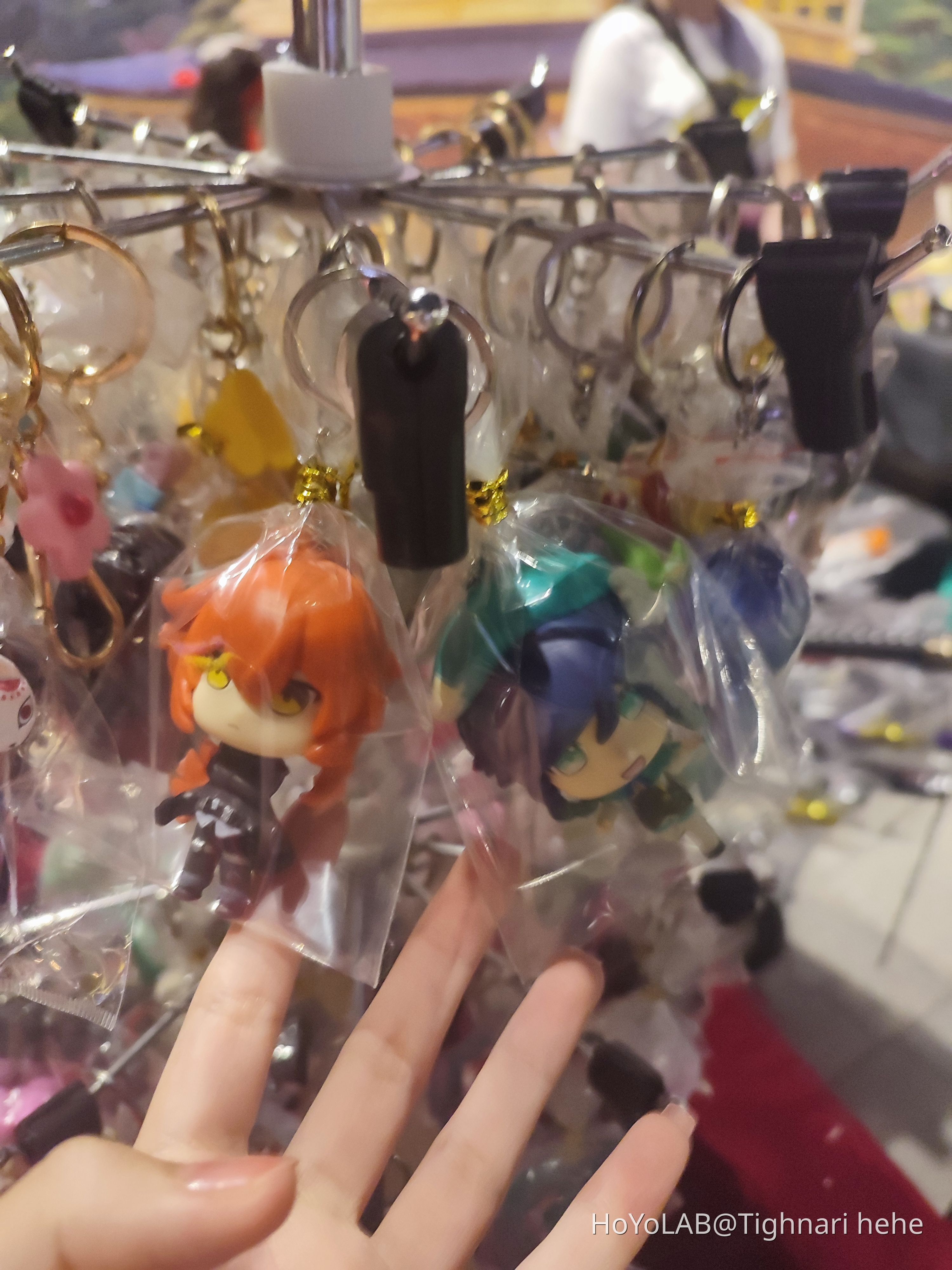 just found genshin keychain bootlegs 😓 Genshin Impact | HoYoLAB