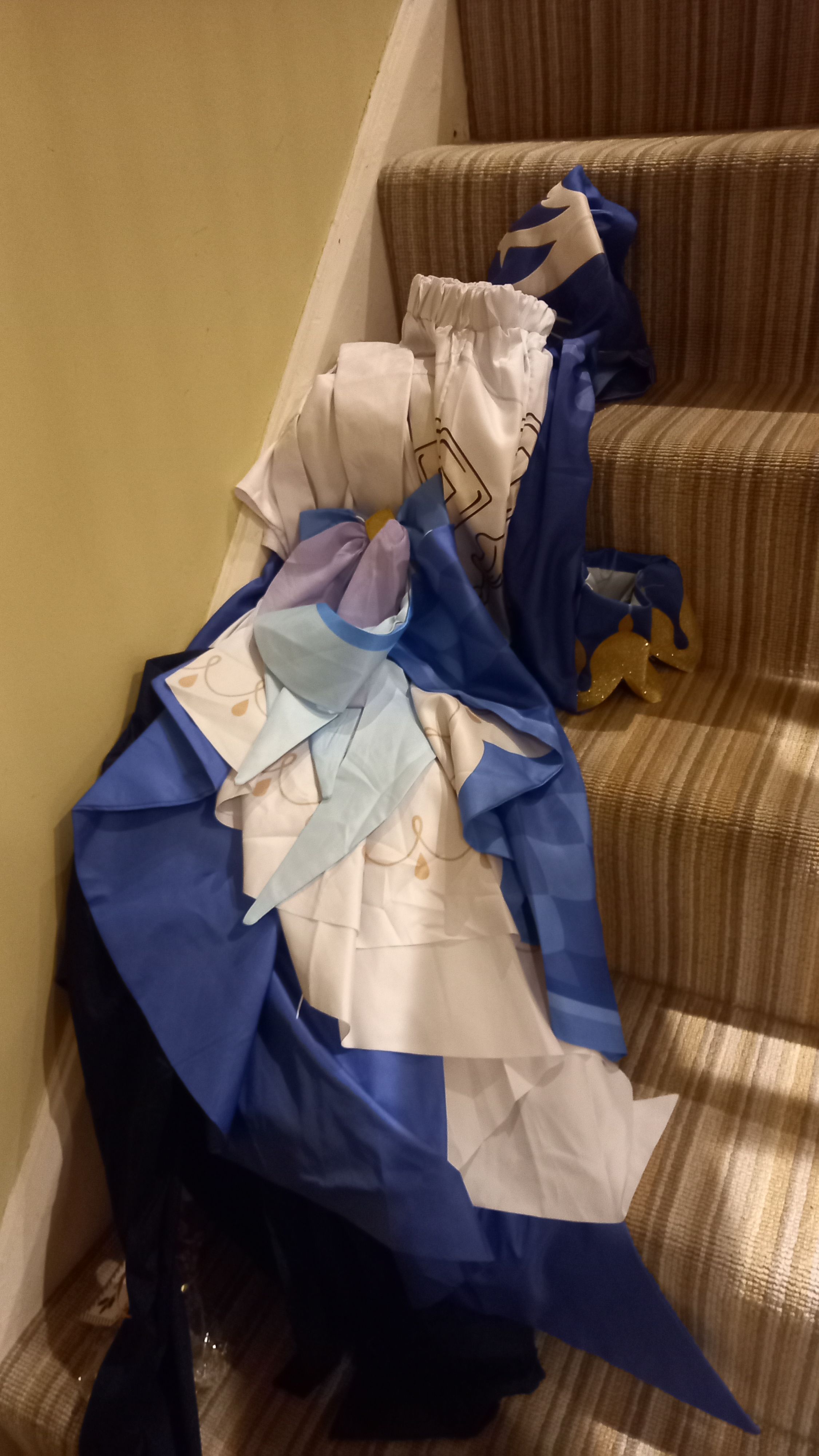 My first cosplay (Furina cosplay) has finally arrived 🥳 Genshin Impact ...