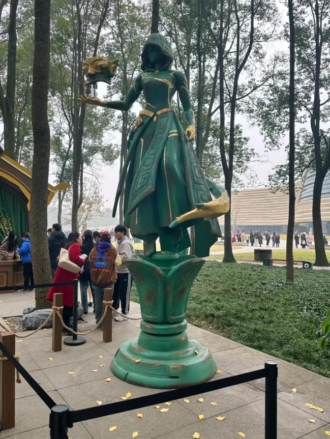 Zhongli irl statue at Sanxingdui Museum Genshin Impact | HoYoLAB