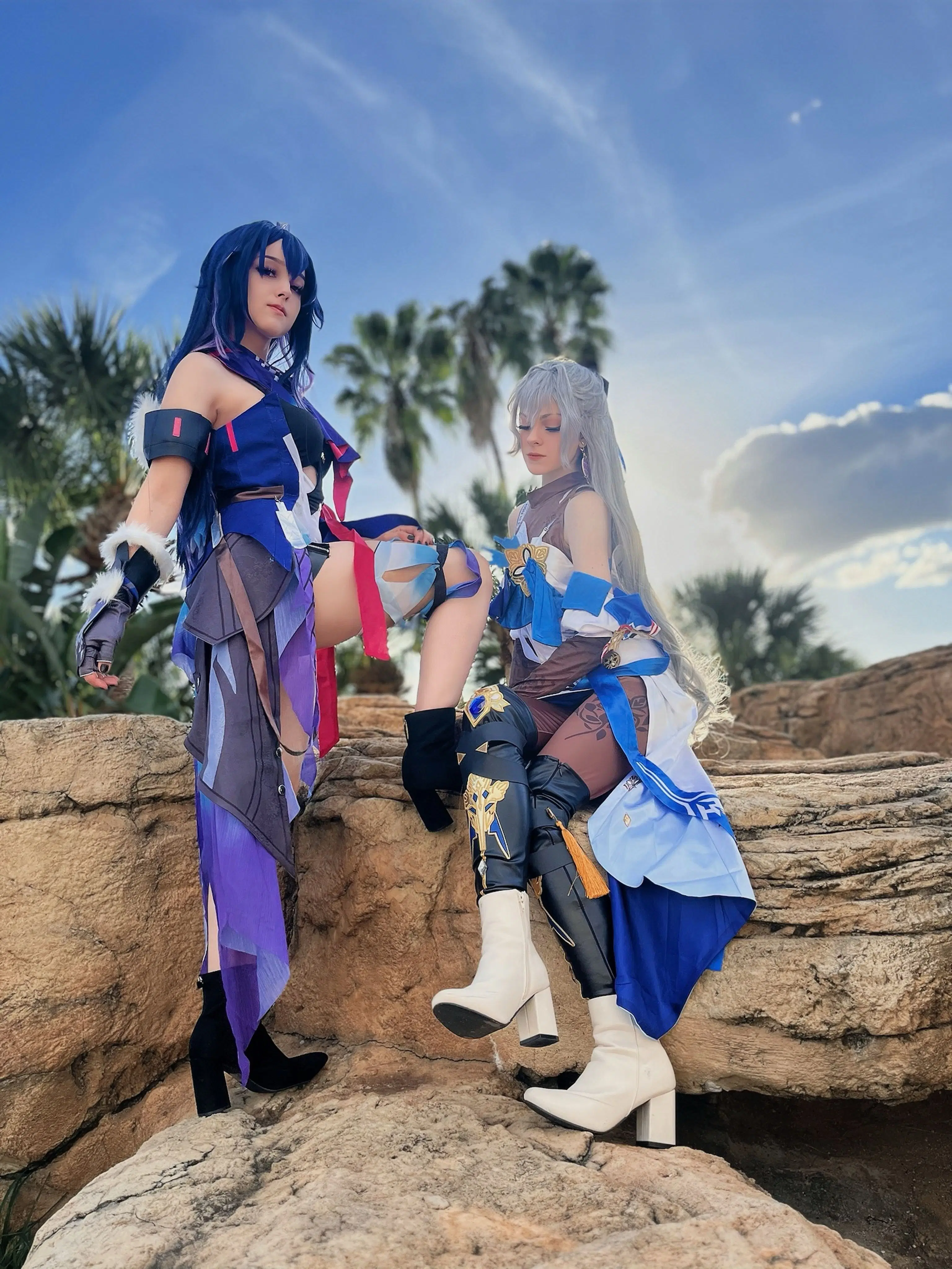 Bronya and seele cos!! 🥹💛 Honkai: Star Rail | HoYoLAB